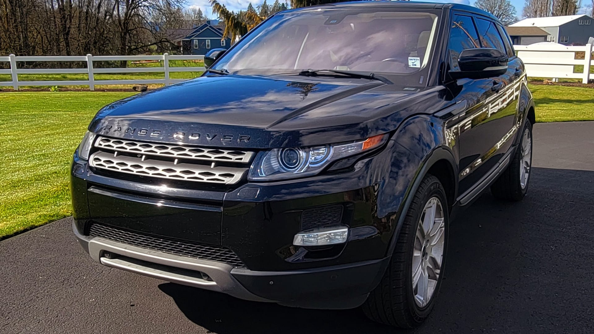 2012 Land Rover Range Rover EVO at Glendale 2022 as W238 - Mecum Auctions
