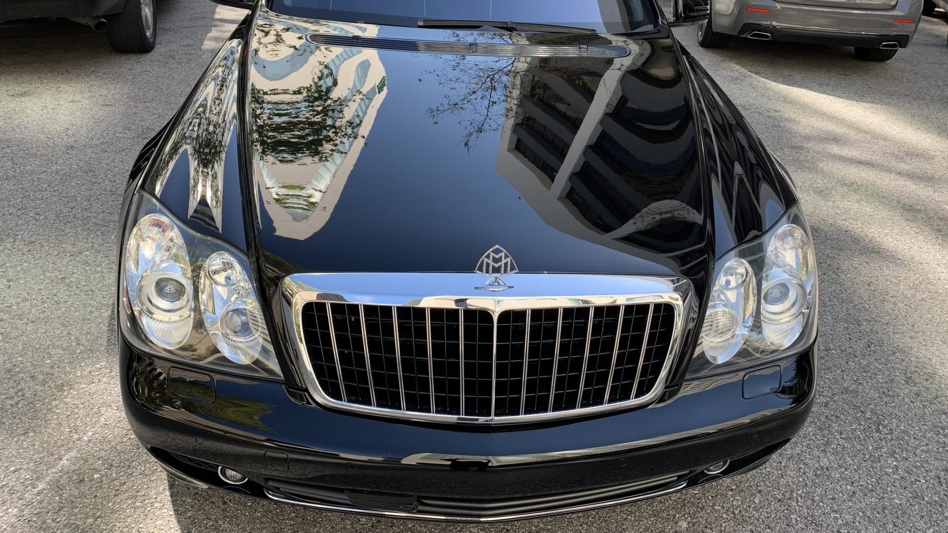 2005 Mercedes-Benz Maybach 62 at Glendale 2022 as W279 - Mecum Auctions