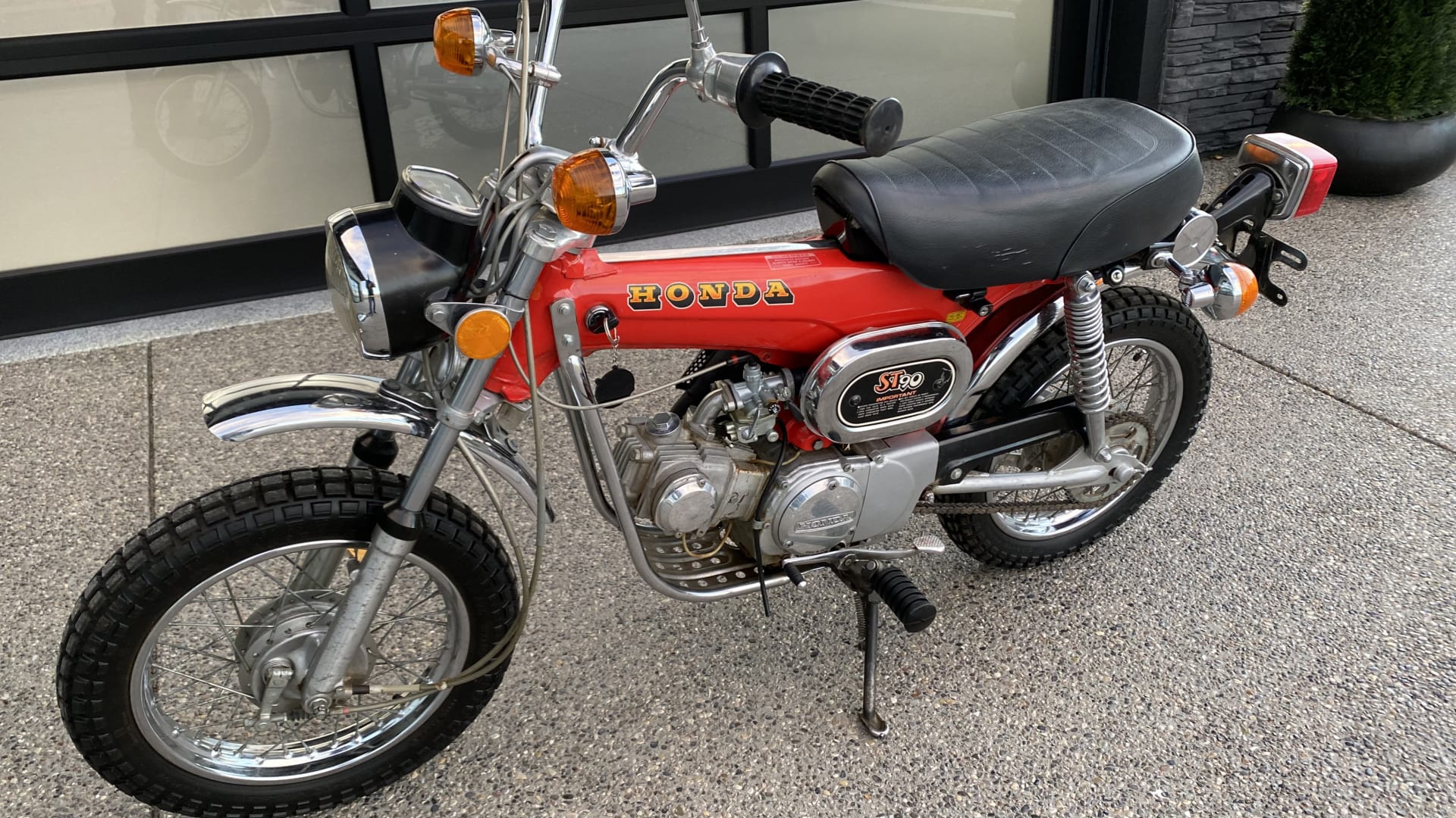 1972 Honda ST90 Trail Sport at Glendale 2022 as T1 - Mecum Auctions