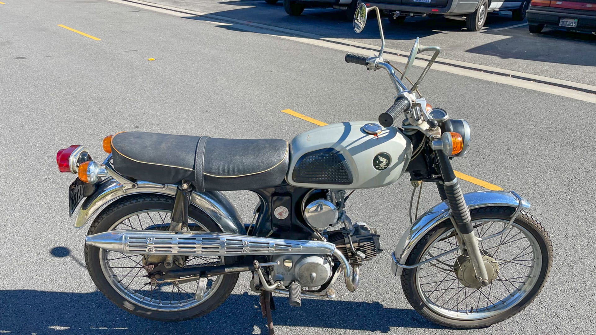 1969 Honda CL90 at Glendale 2022 as T13 - Mecum Auctions