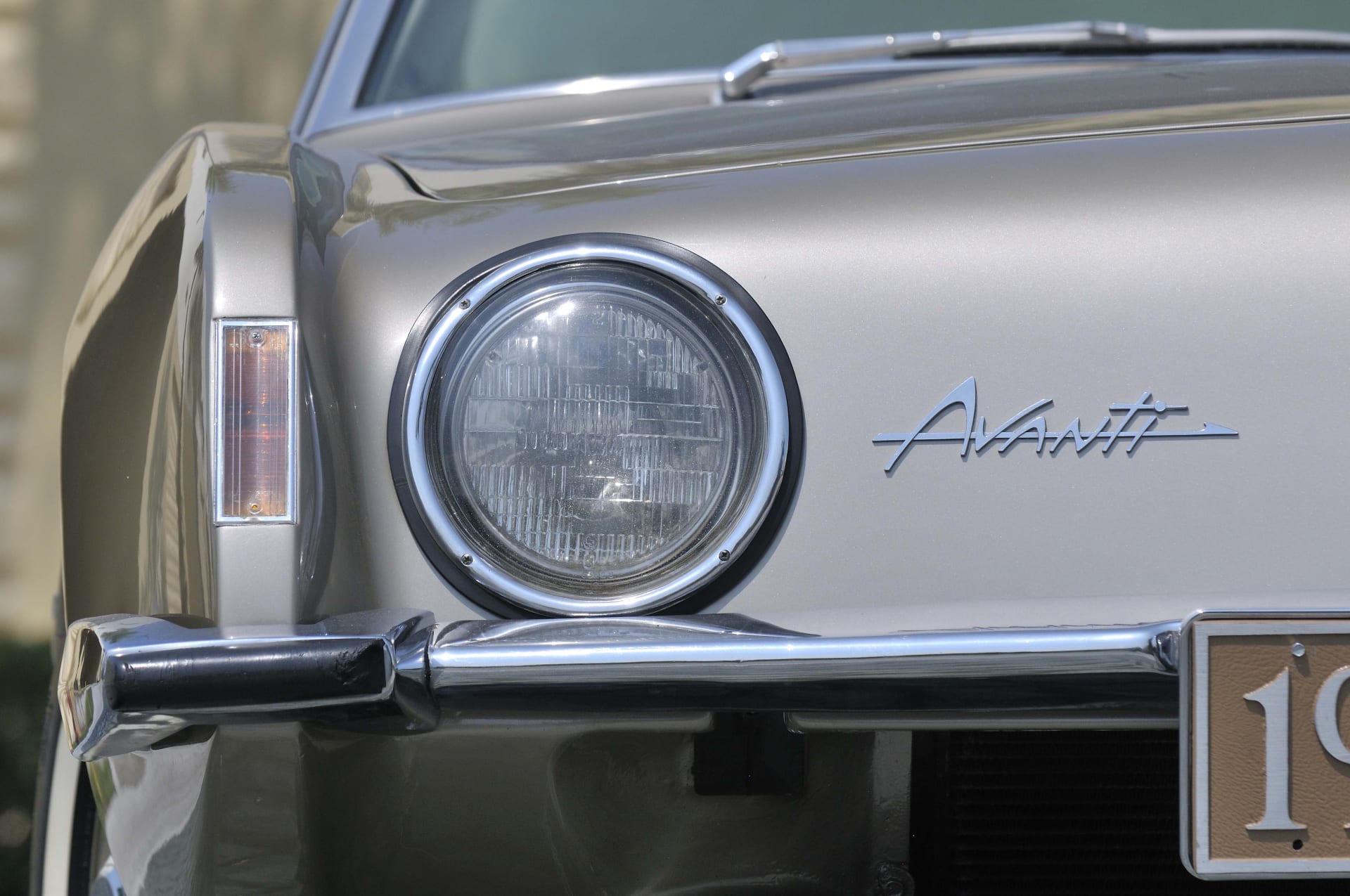 1963 Studebaker Avanti Coupe at Fran and Ron Green's Verde Classics ...