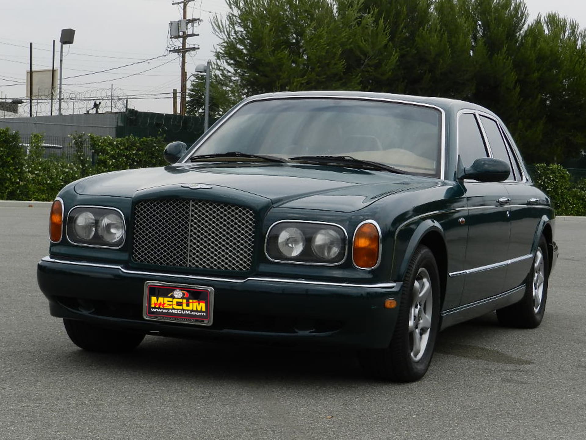 1999 Bentley Arnage at Monterey 2012 as T165 - Mecum Auctions
