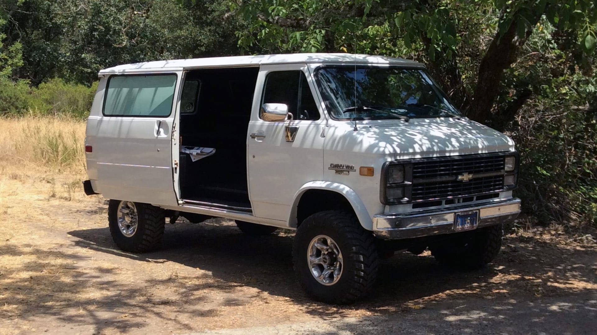 1984 Chevrolet Van at Monterey 2015 as T11 - Mecum Auctions