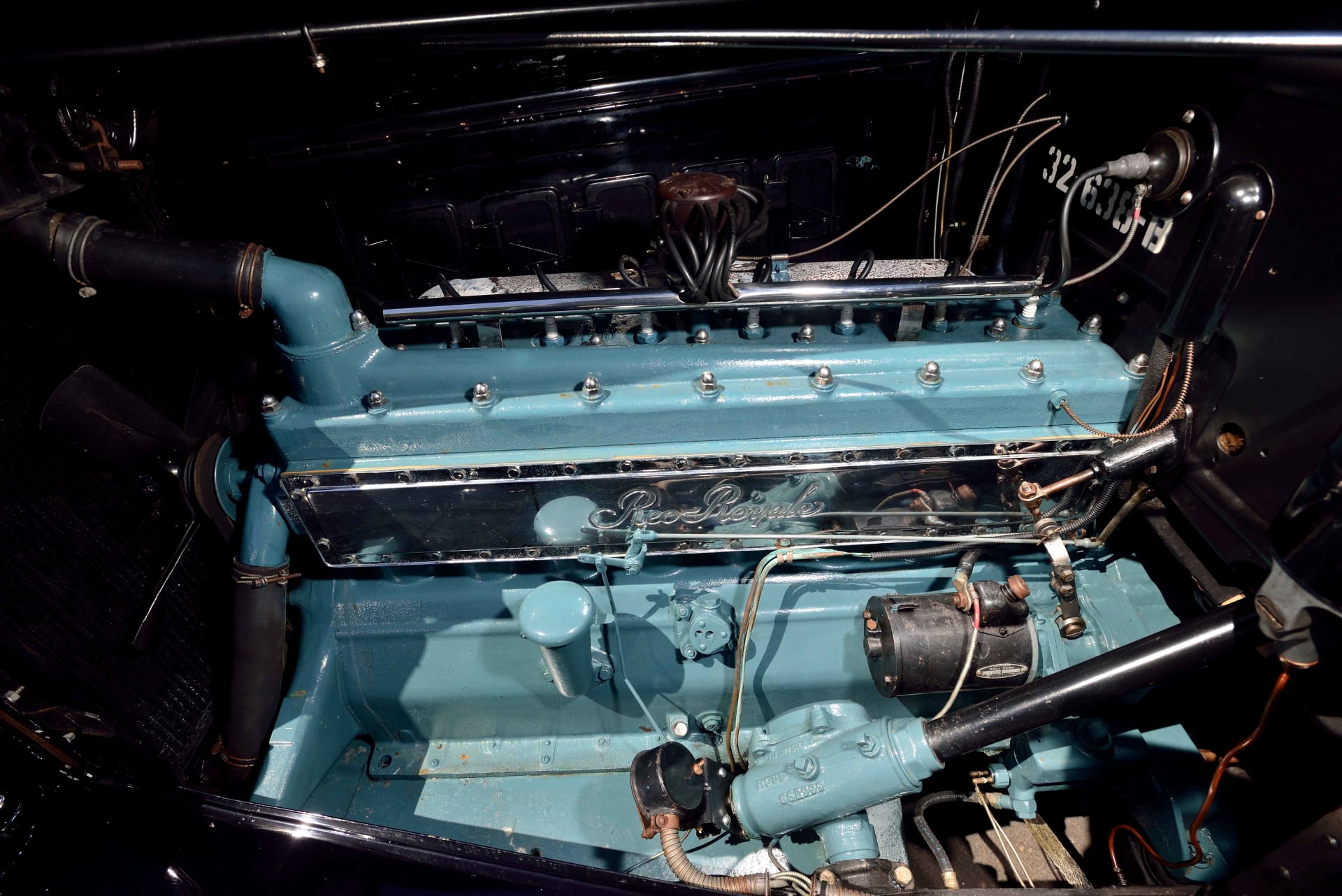 1933 REO Royale Sedan at Monterey 2015 as S58 - Mecum Auctions