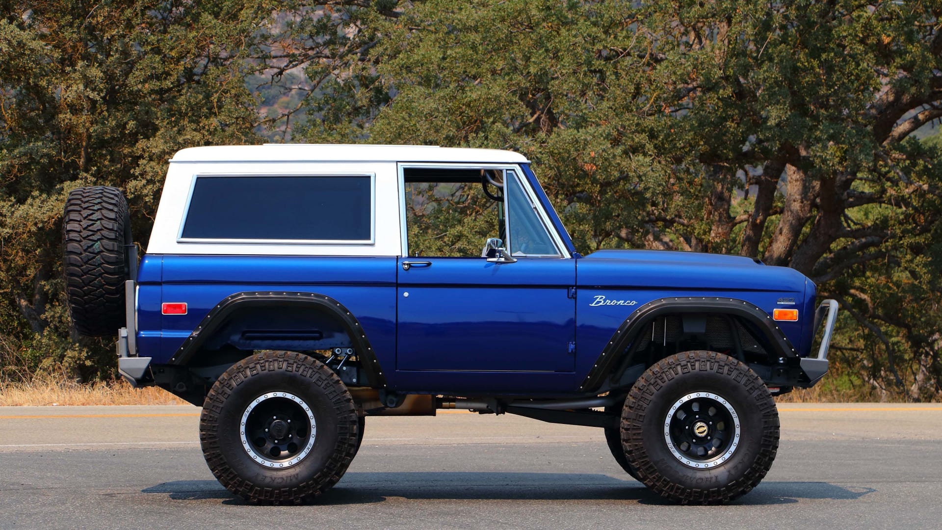 1975 Ford Bronco at Monterey 2018 as F144 - Mecum Auctions