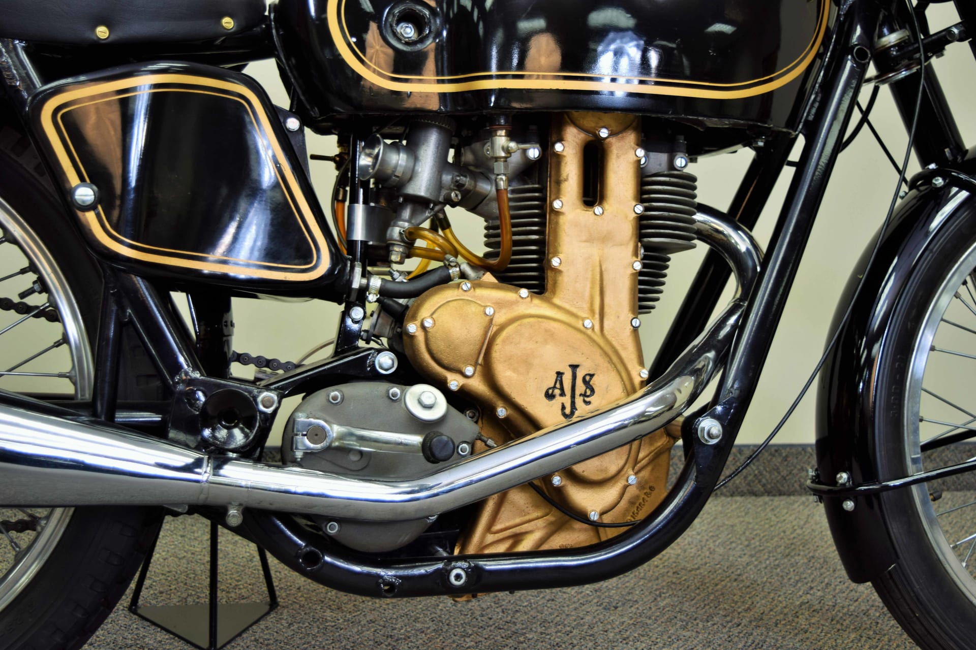 1950 AJS 7R at Monterey 2019 as T168 - Mecum Auctions