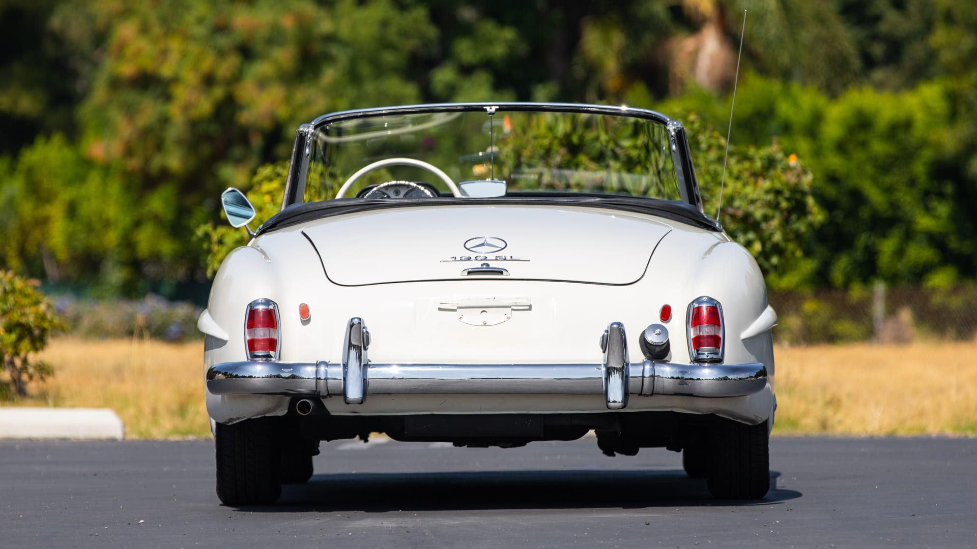 1961 Mercedes-Benz 190SL Roadster at Monterey 2022 as S116 - Mecum Auctions