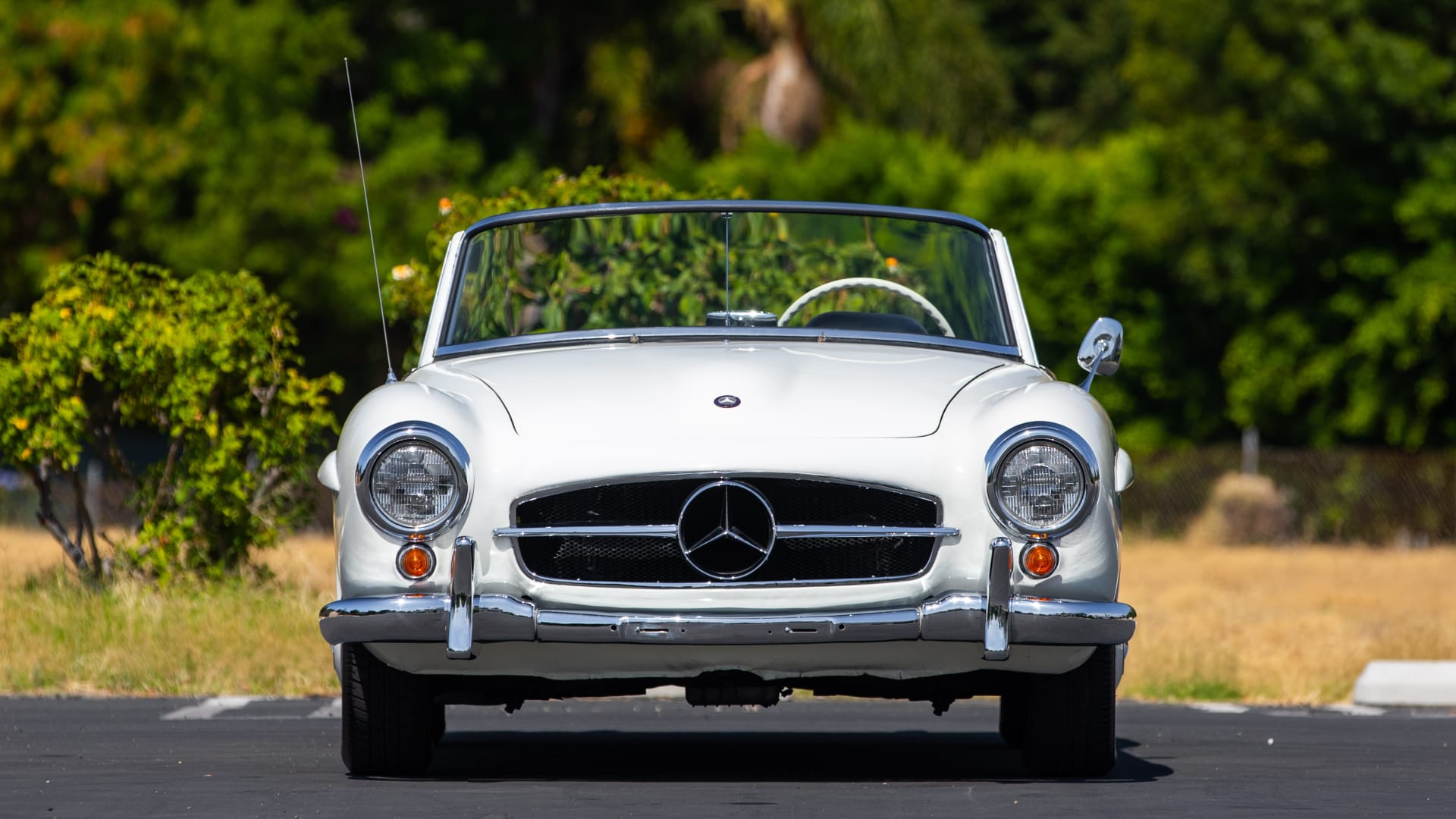 1961 Mercedes-Benz 190SL Roadster at Monterey 2022 as S116 - Mecum Auctions