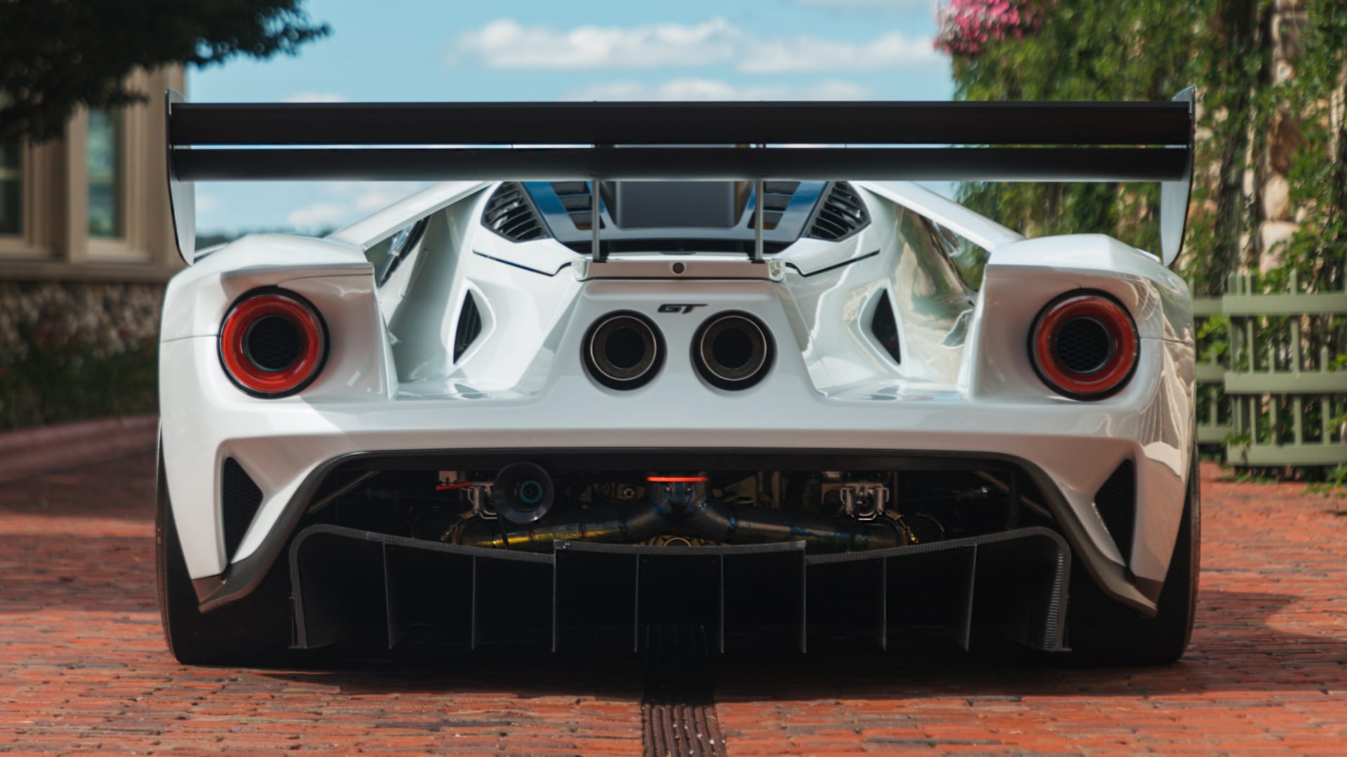 2020 Ford GT MkII at Monterey 2022 as S45 - Mecum Auctions