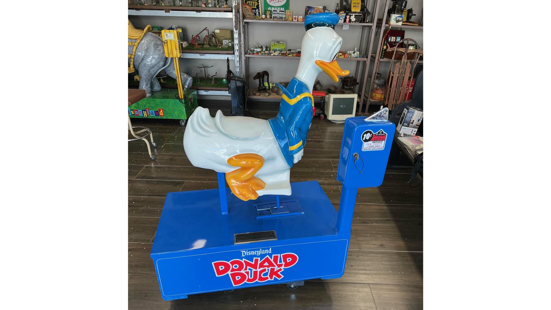 1950s Donald Duck Kiddie Ride at Monterey 2022 as Z307 - Mecum Auctions