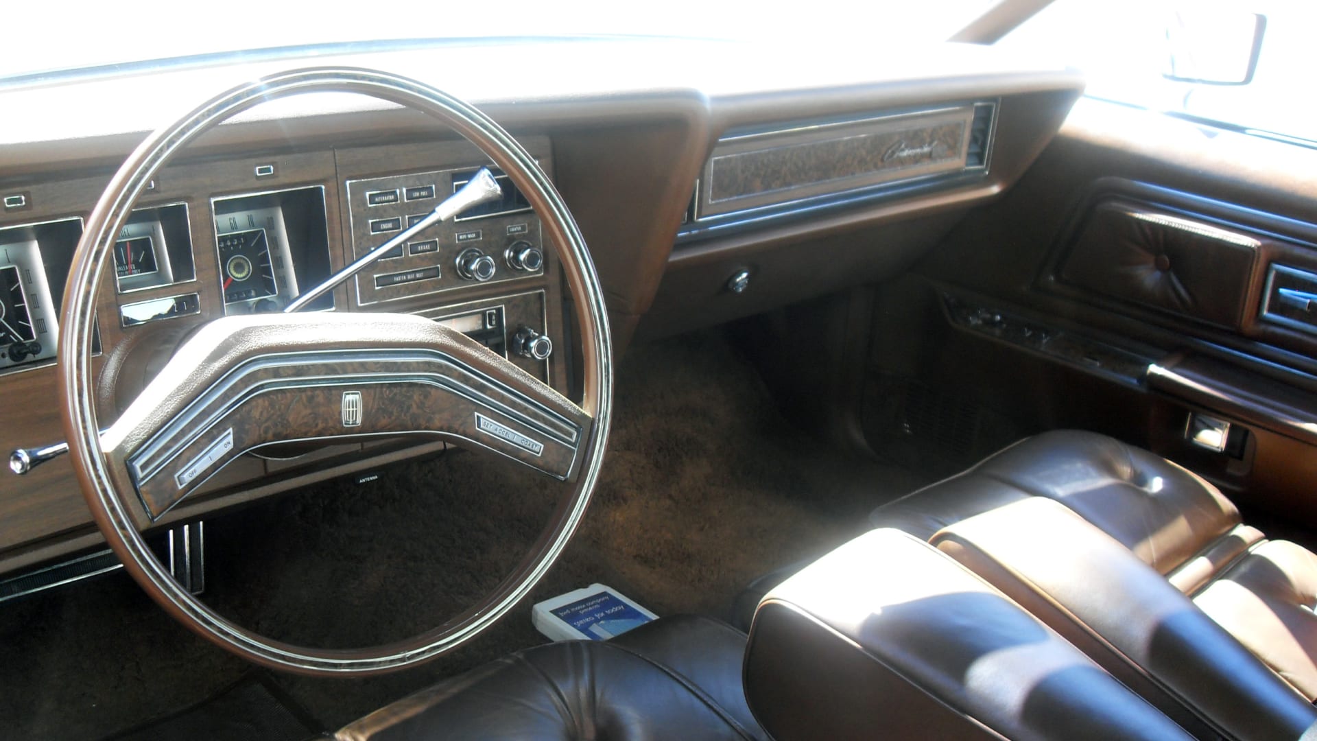 1976 Lincoln Continental at Chicago 2014 as F11 - Mecum Auctions