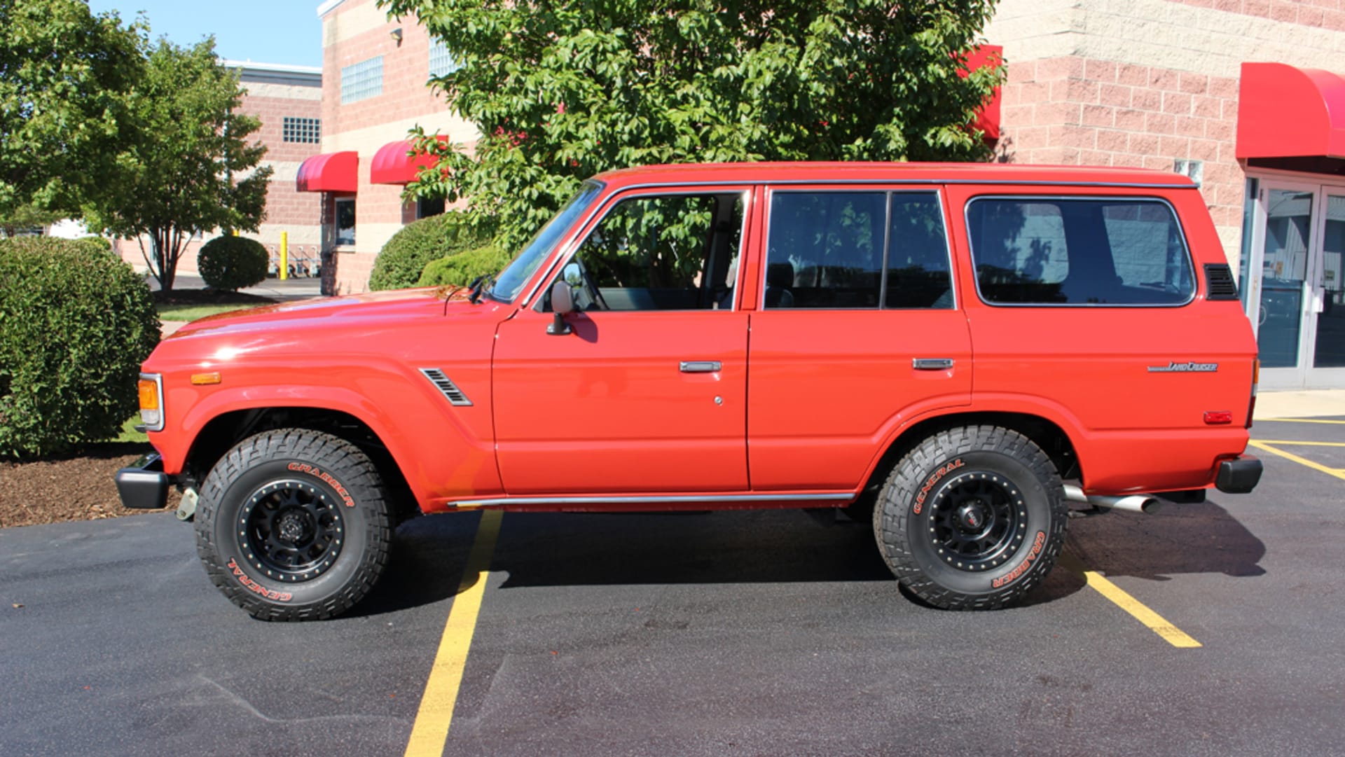 1986 Toyota FJ-60 Land Cruiser at Chicago 2014 as F107 - Mecum Auctions