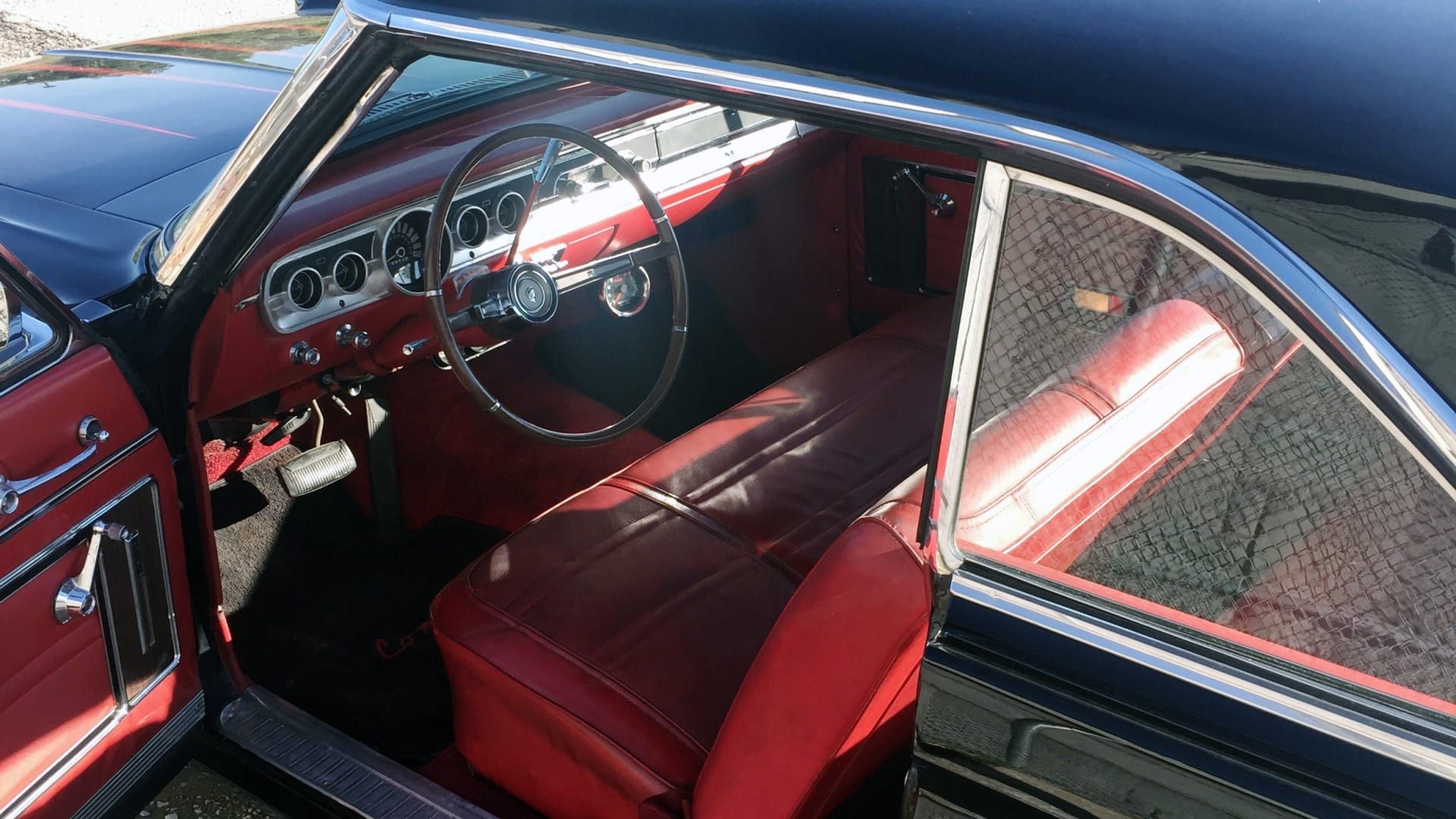 1965 Mercury Comet Caliente at Chicago 2015 as T38 - Mecum Auctions