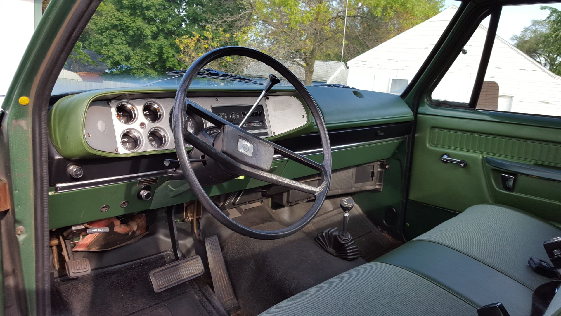 1977 Dodge Power Wagon Pickup at Chicago 2015 as T104 - Mecum Auctions