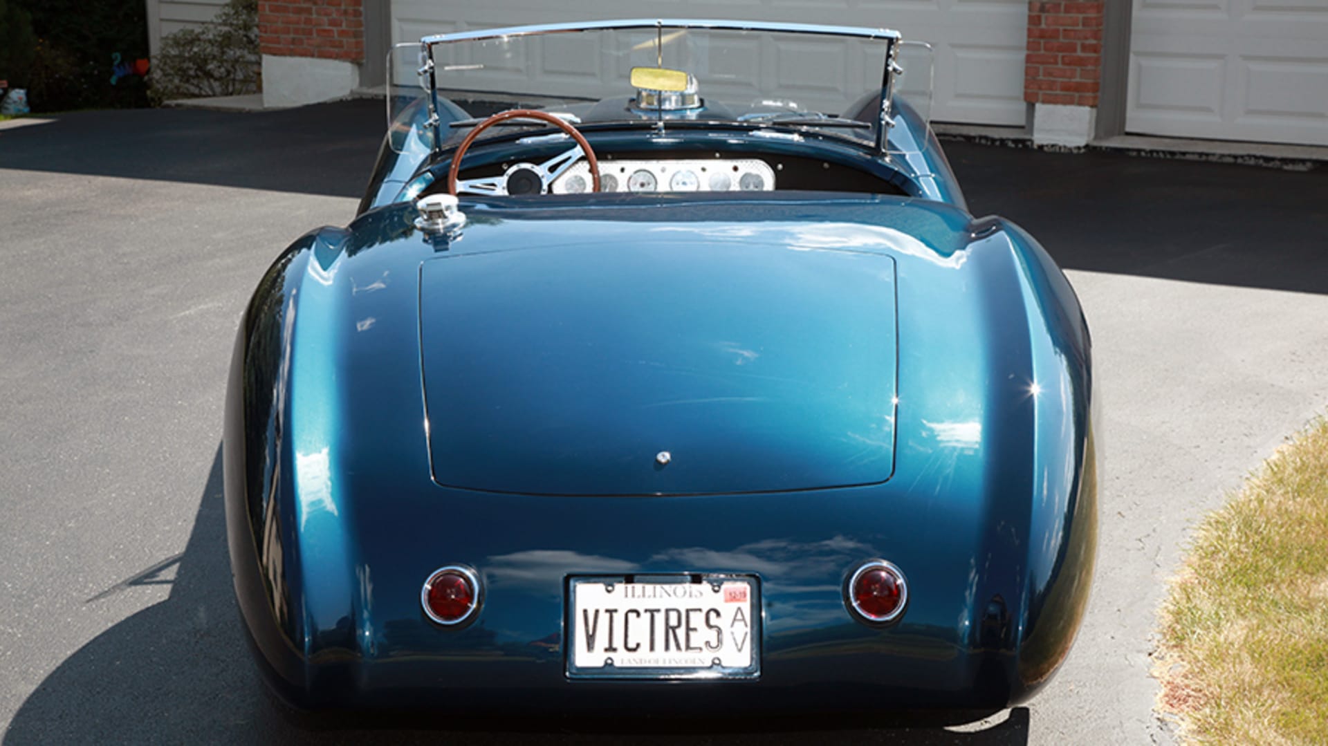1953 Victress S1A Roadster at Chicago 2015 as S153 - Mecum Auctions