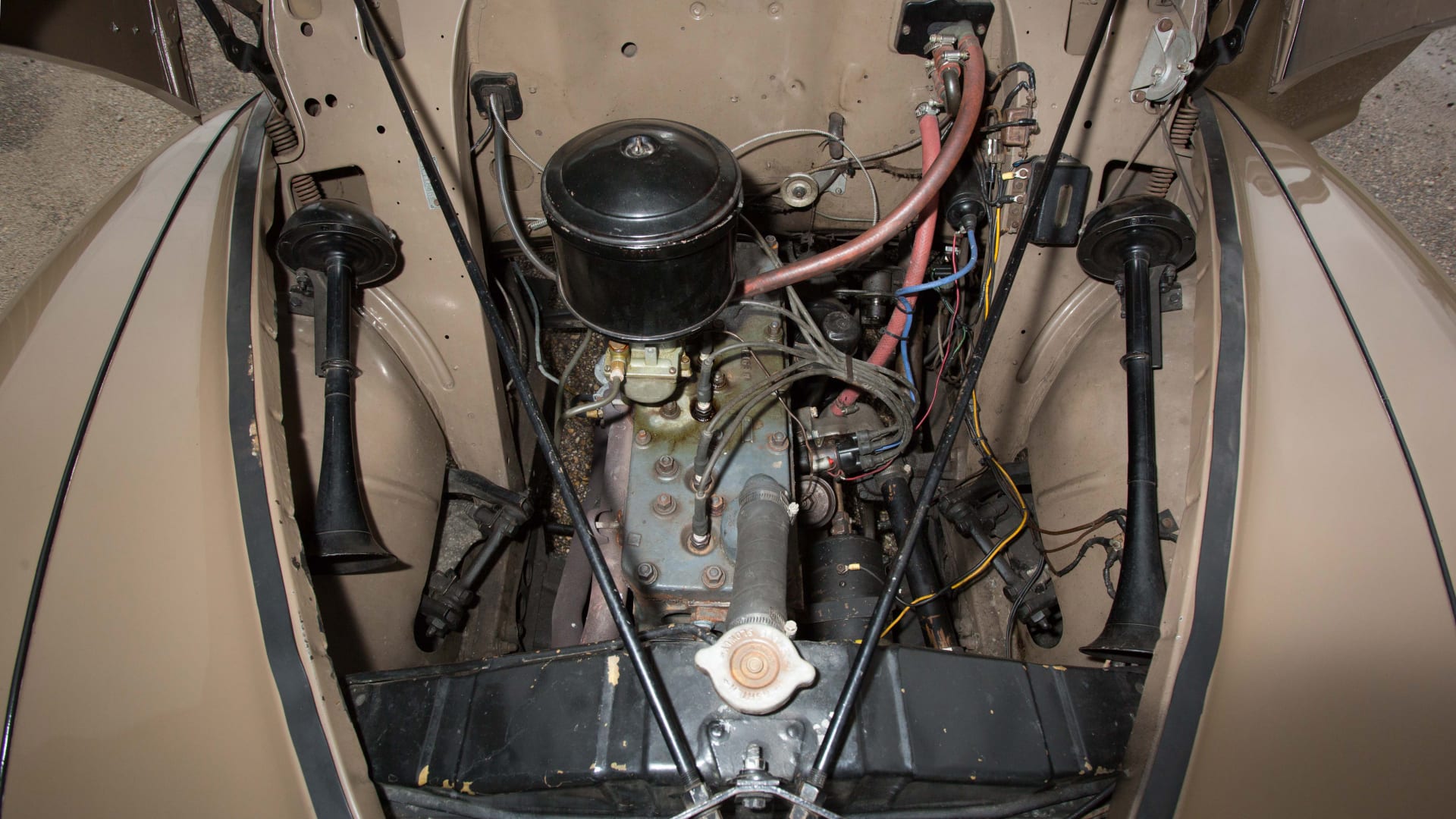 1946 Nash 600 Sedan Slipstream Special at Chicago 2016 asS175 - Mecum ...