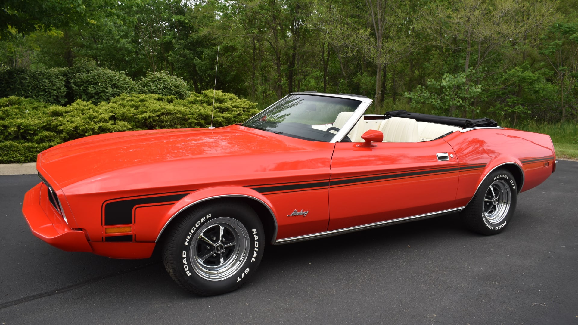 1973 Ford Mustang Convertible at Chicago 2021 asF37 - Mecum Auctions