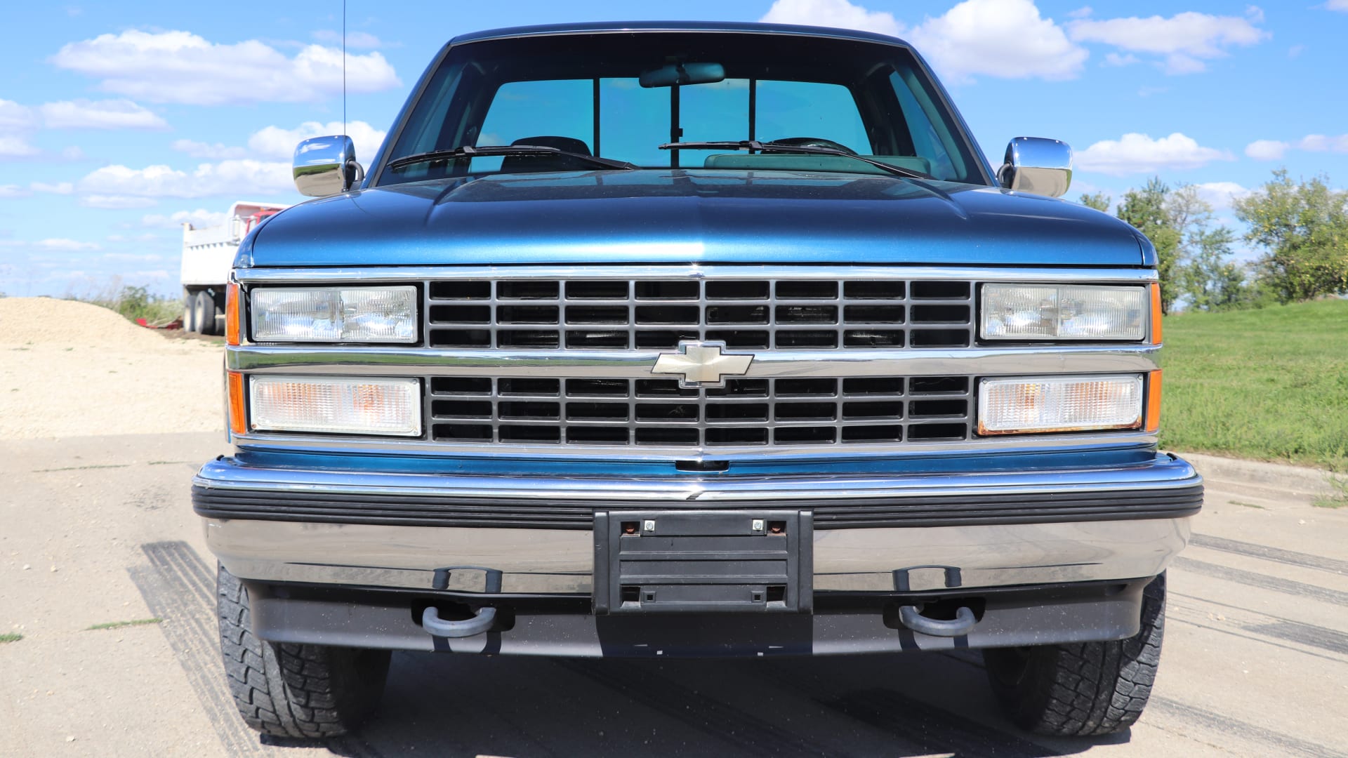 1990 Chevrolet 2500 Pickup at Chicago 2021 as T34.1 - Mecum Auctions