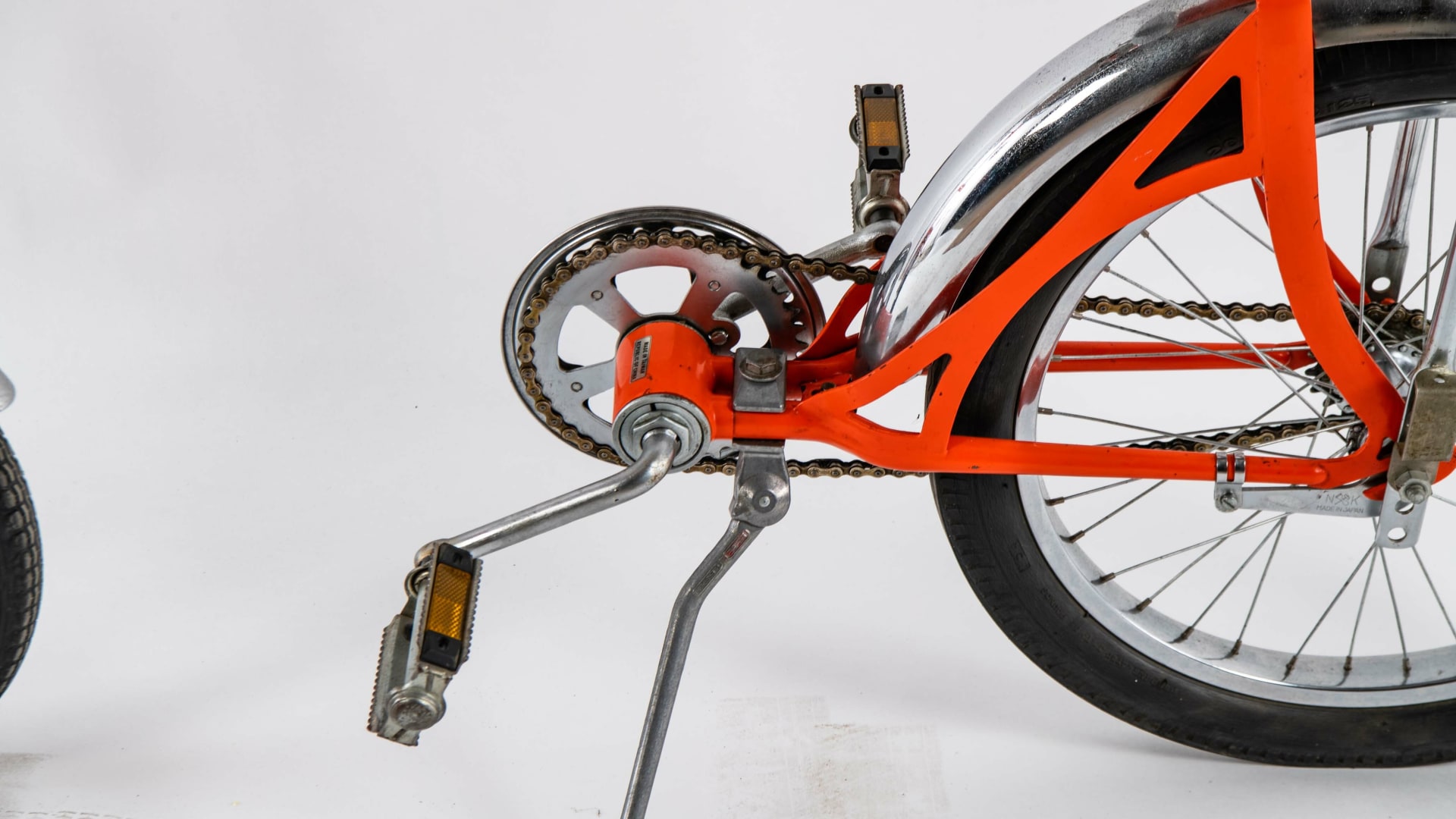 Swing Bike at Chicago 2022 as Z239 - Mecum Auctions