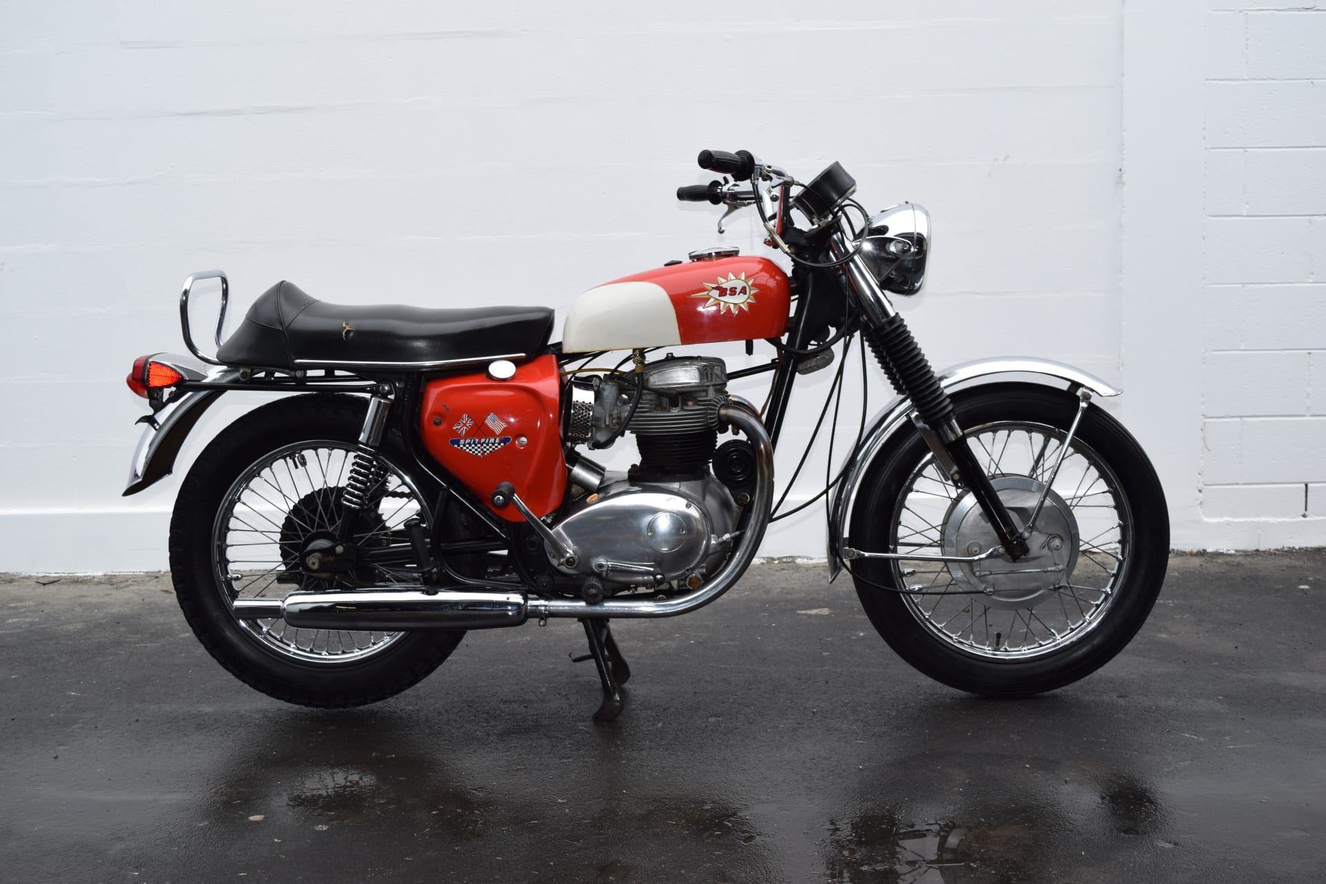 1968 BSA A65 Spitfire at Chicago Motorcycles 2016 as F86 - Mecum Auctions