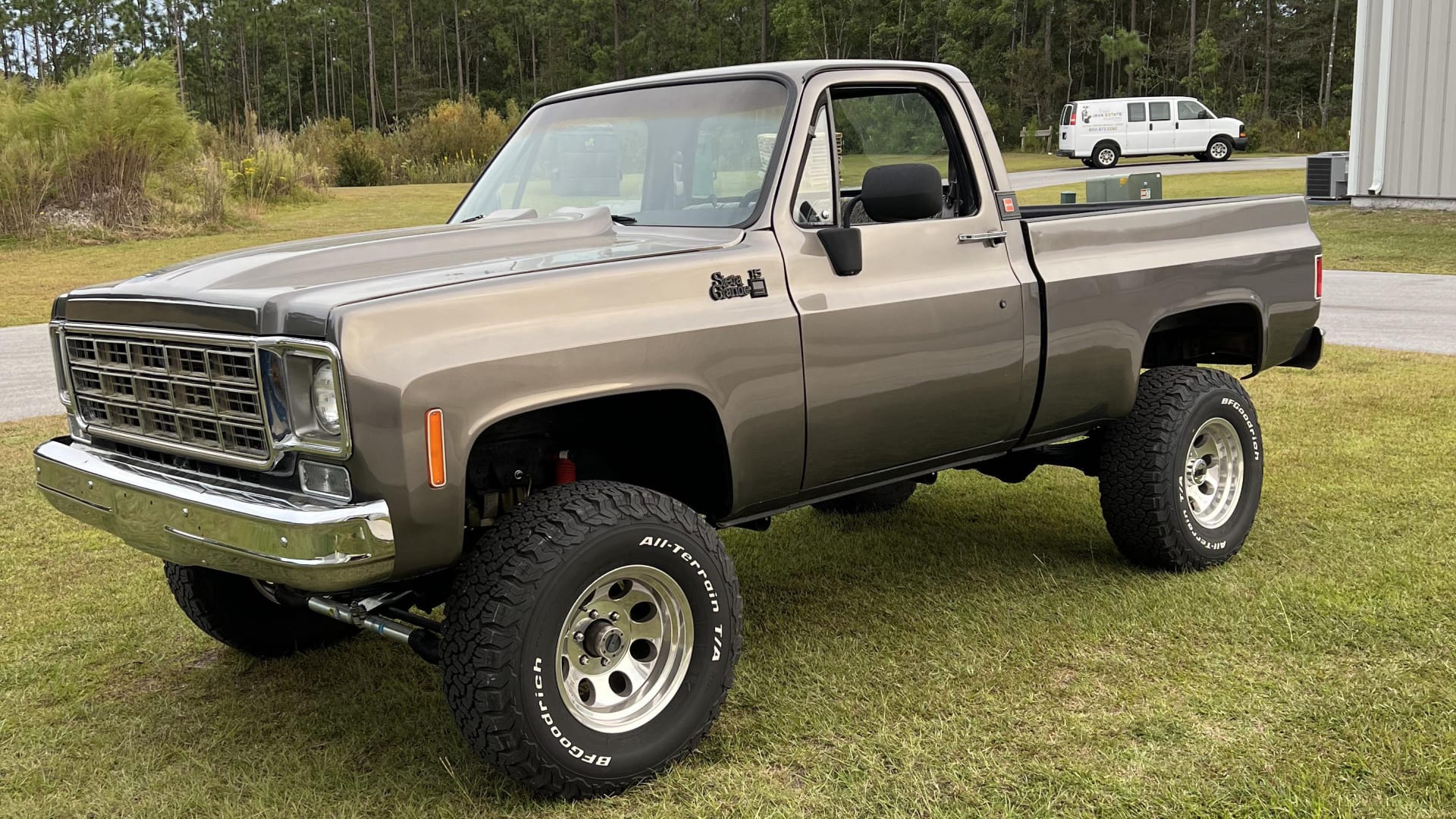 1978 GMC Sierra Pickup at Chattanooga 2022 as S243 - Mecum Auctions