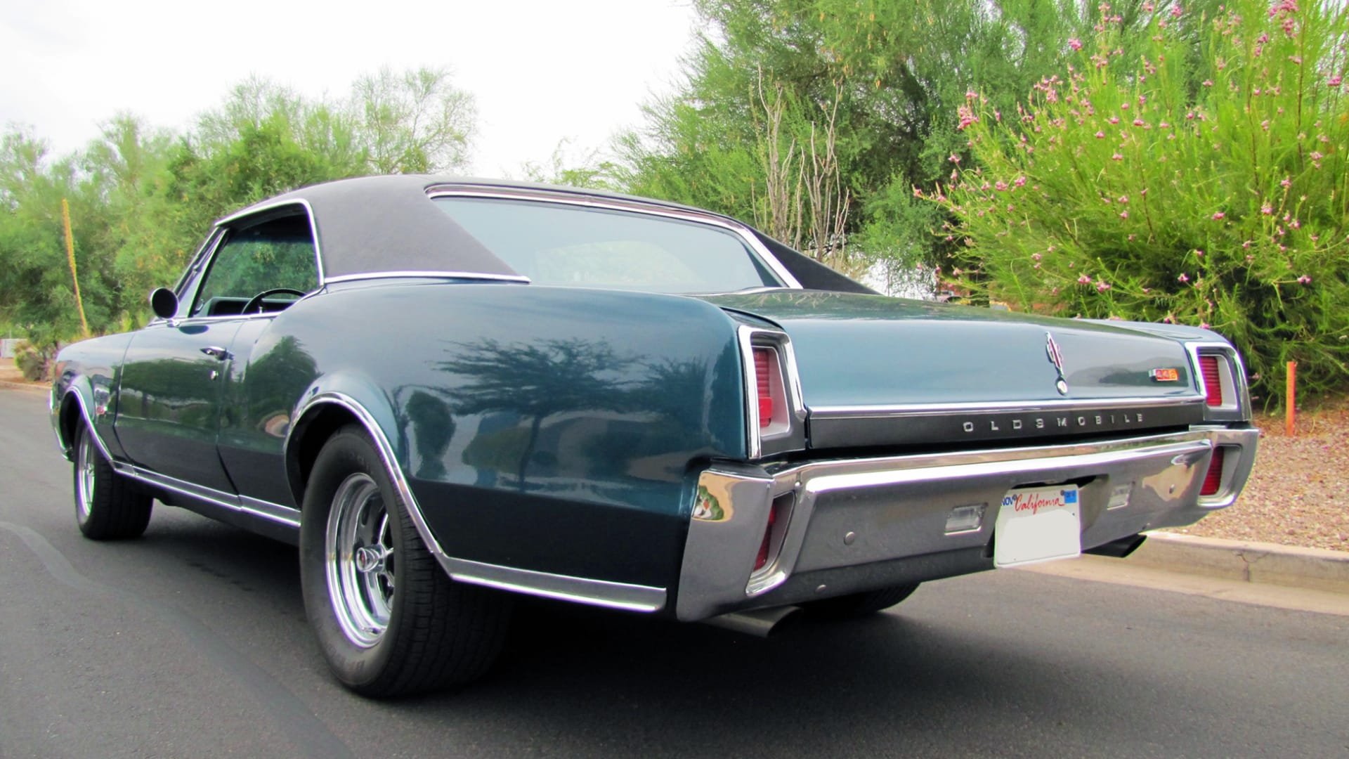 1967 Oldsmobile 442 at Dallas 2015 as T254 - Mecum Auctions