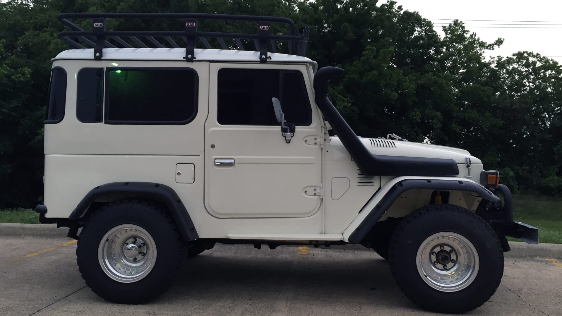 1981 Toyota BJ-40 Land Cruiser at Dallas 2015 as F145 - Mecum Auctions