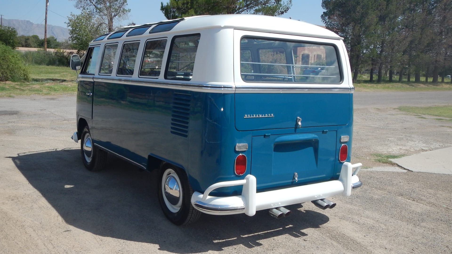 1967 Volkswagen 21 Window Bus at Dallas 2015 asS160 - Mecum Auctions