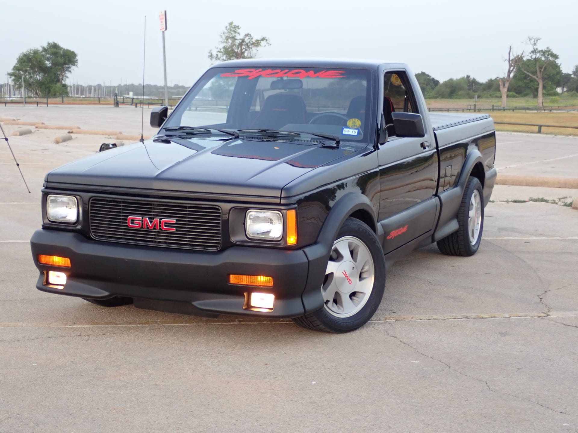 1991 GMC Syclone Pickup at Dallas 2018 as T48 - Mecum Auctions