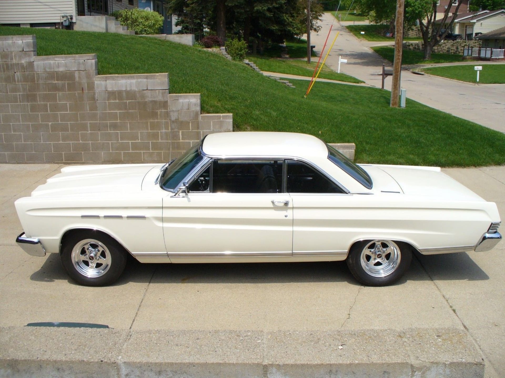 1965 Mercury Comet Caliente at Dallas 2019 as S36 - Mecum Auctions