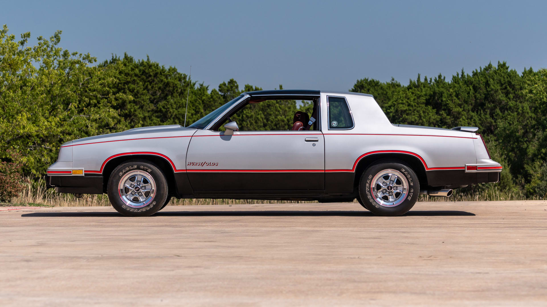 1984 Oldsmobile Hurst/Olds at Dallas 2019 as F162 - Mecum Auctions