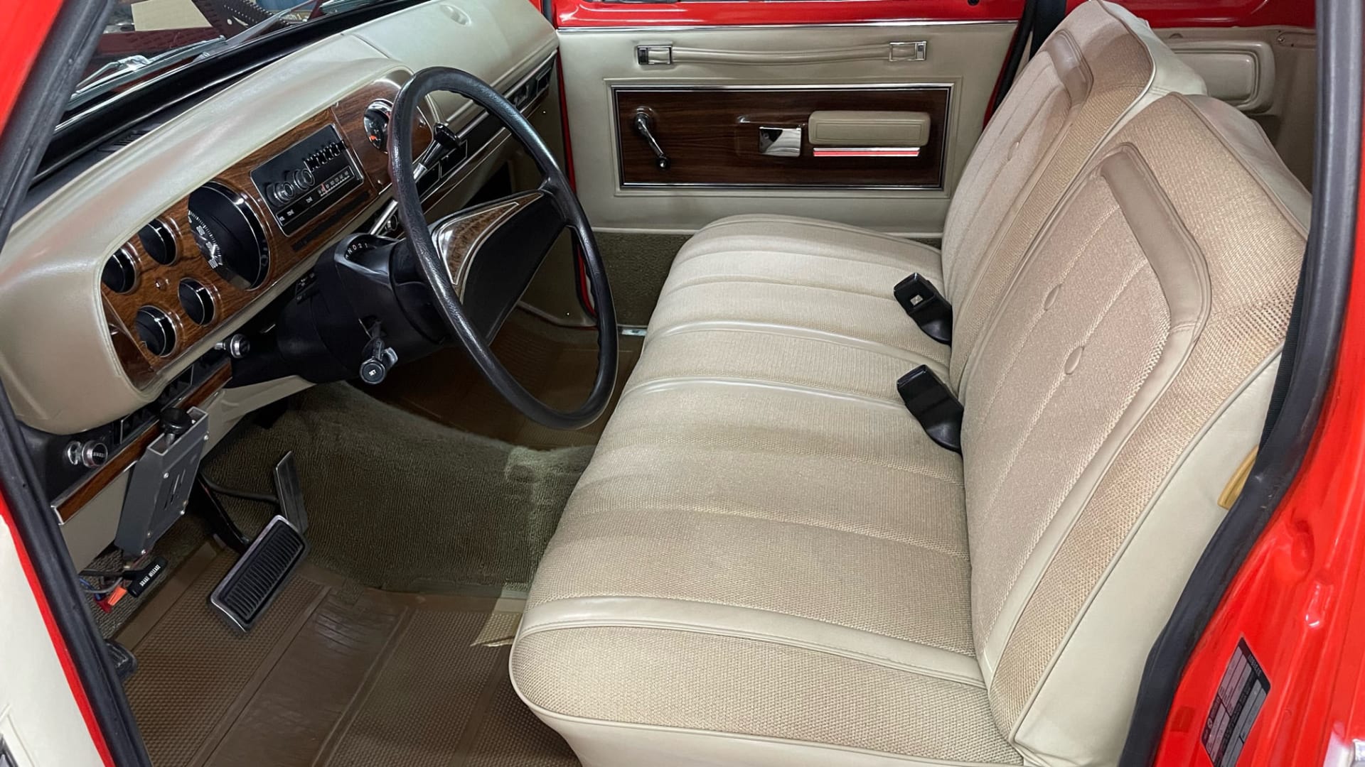 1977 Dodge D300 Adventurer SE Pickup at Dallas 2022 as T128 - Mecum ...