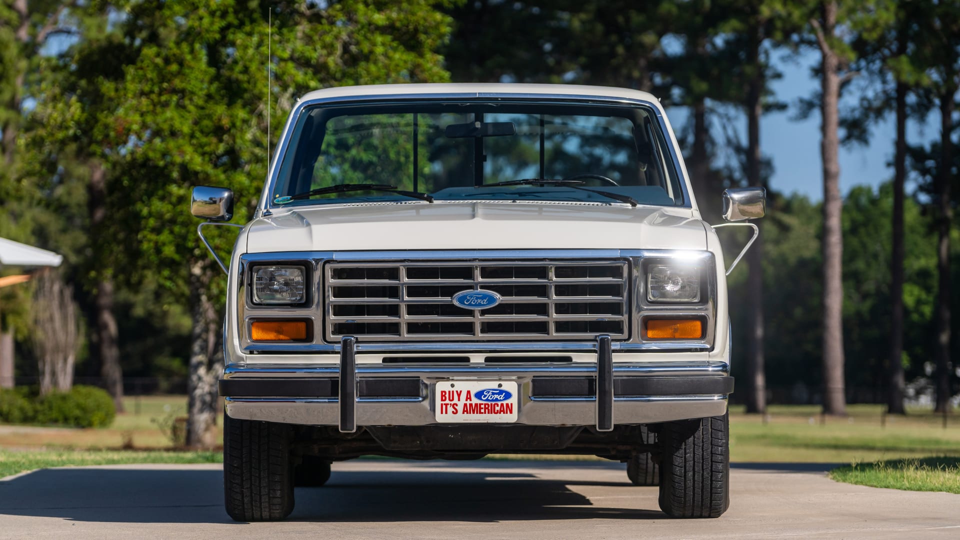 1985 Ford F150 XLT Lariat Explorer Pickup at Dallas 2022 as T196 ...
