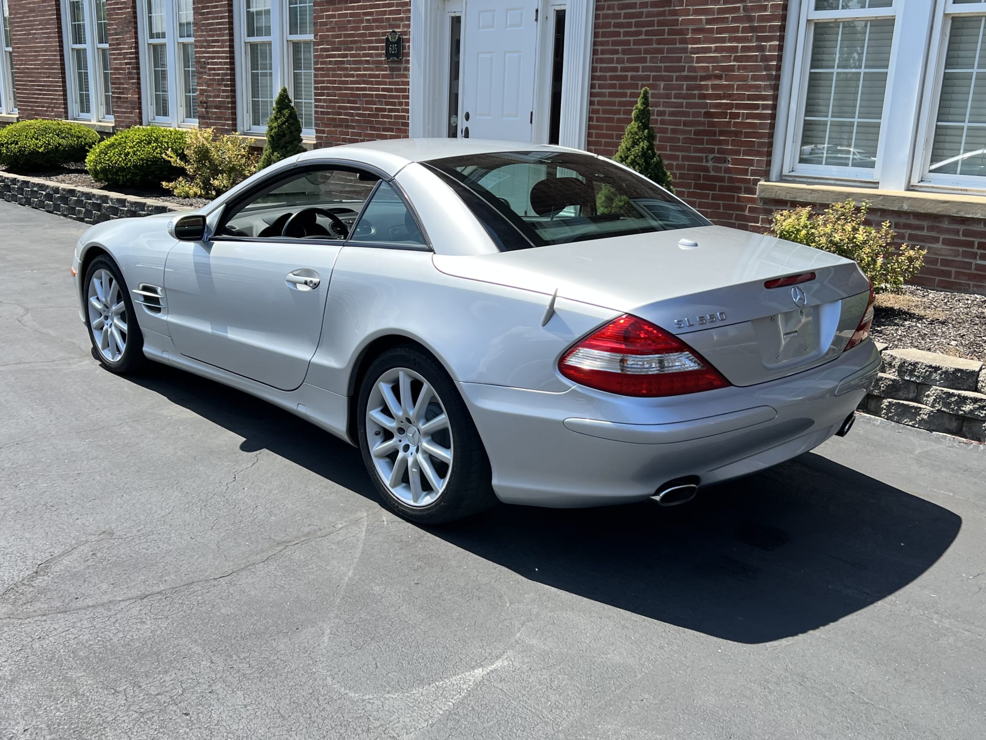 2007 Mercedes-Benz SL550 Convertible at Dallas 2022 as F63 - Mecum Auctions