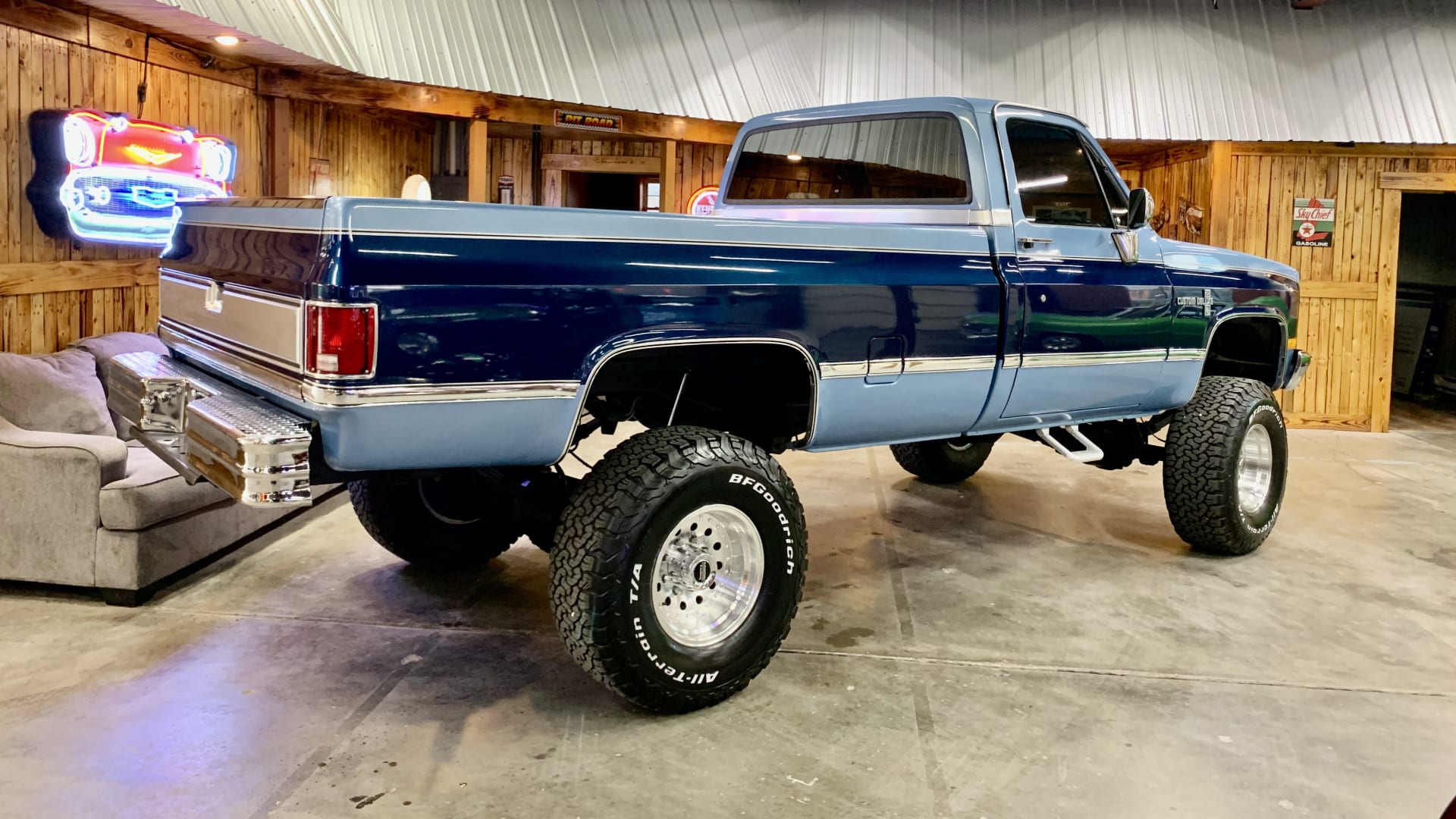 1986 Chevrolet K20 Custom Deluxe Pickup at Dallas 2022 as S117 - Mecum ...