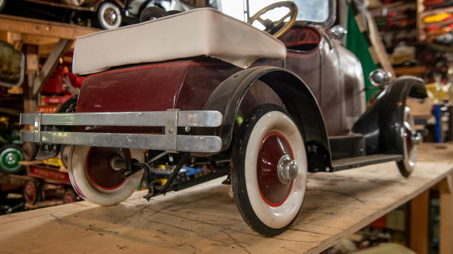 1929 Sears Boycraft Lincoln Pedal Car at Elmer's Auto & Toy Museum ...