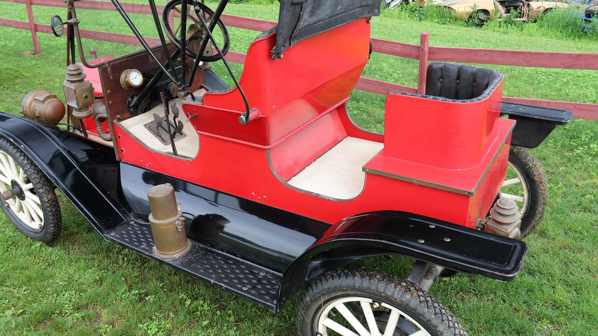 1910 Ford Model T Runabout at Elmer's Auto & Toy Museum Collection 2022 ...