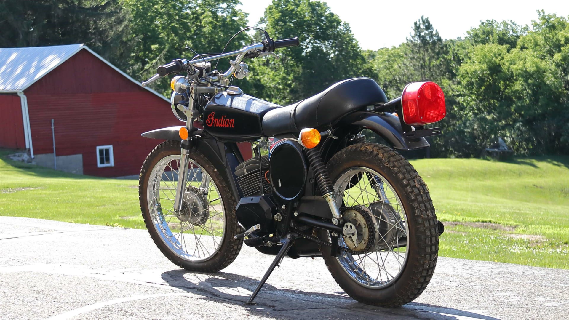 1977 Indian MI-175 at Elmer's Auto & Toy Museum Collection 2022 as S249 ...