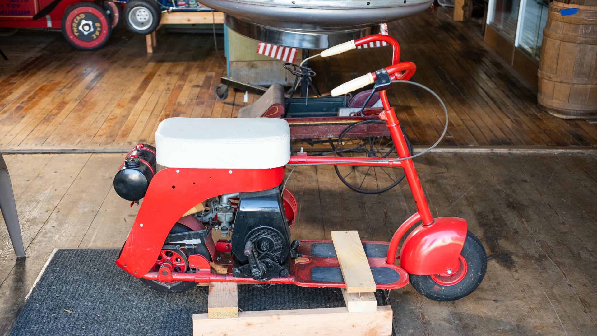 Hiawatha Doodlebug at Elmer's Auto & Toy Museum Collection 2022 as S328 ...