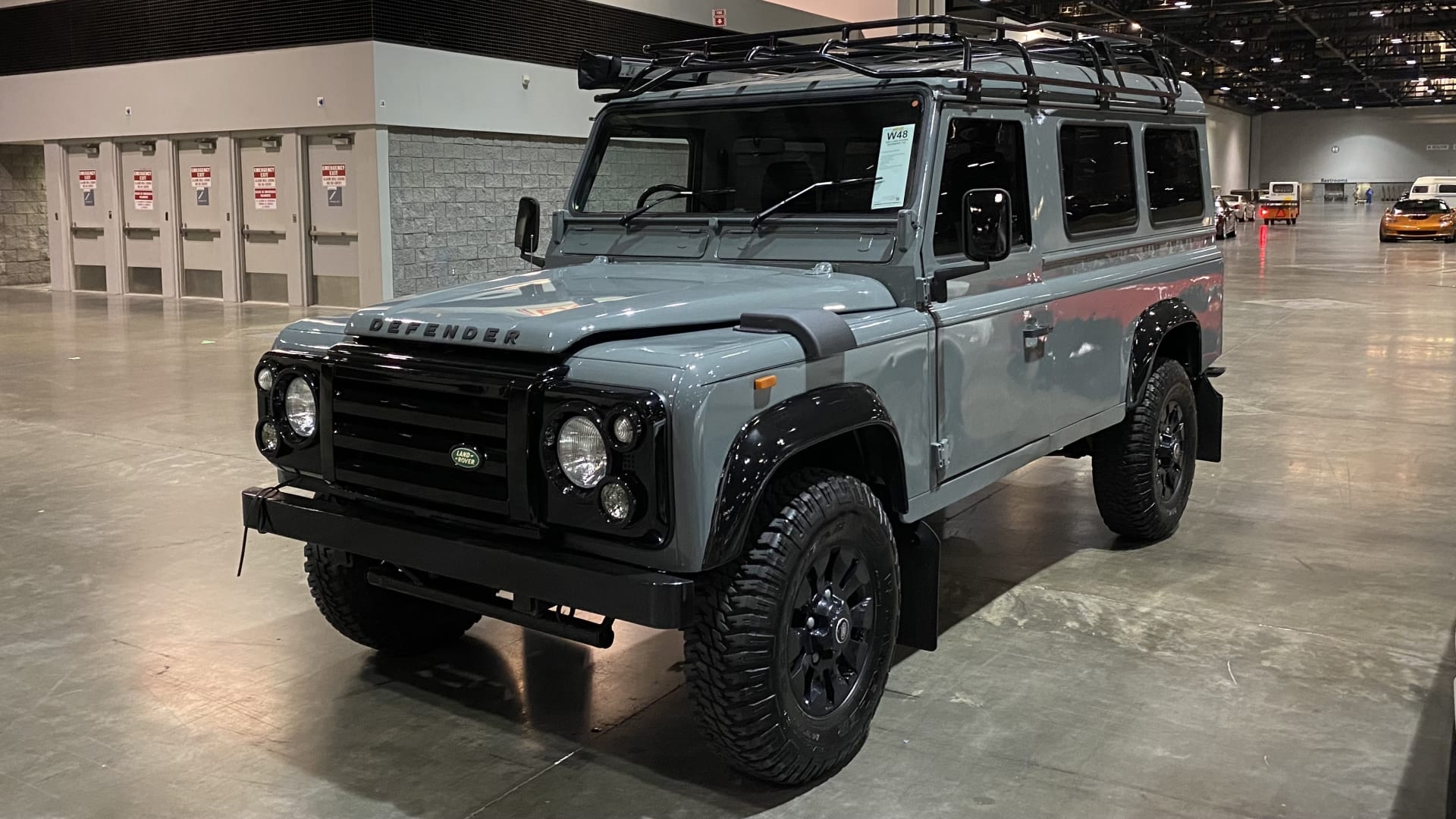 1991 Land Rover Defender 110 at Orlando Summer Special 2021 as W48 - Mecum Auctions