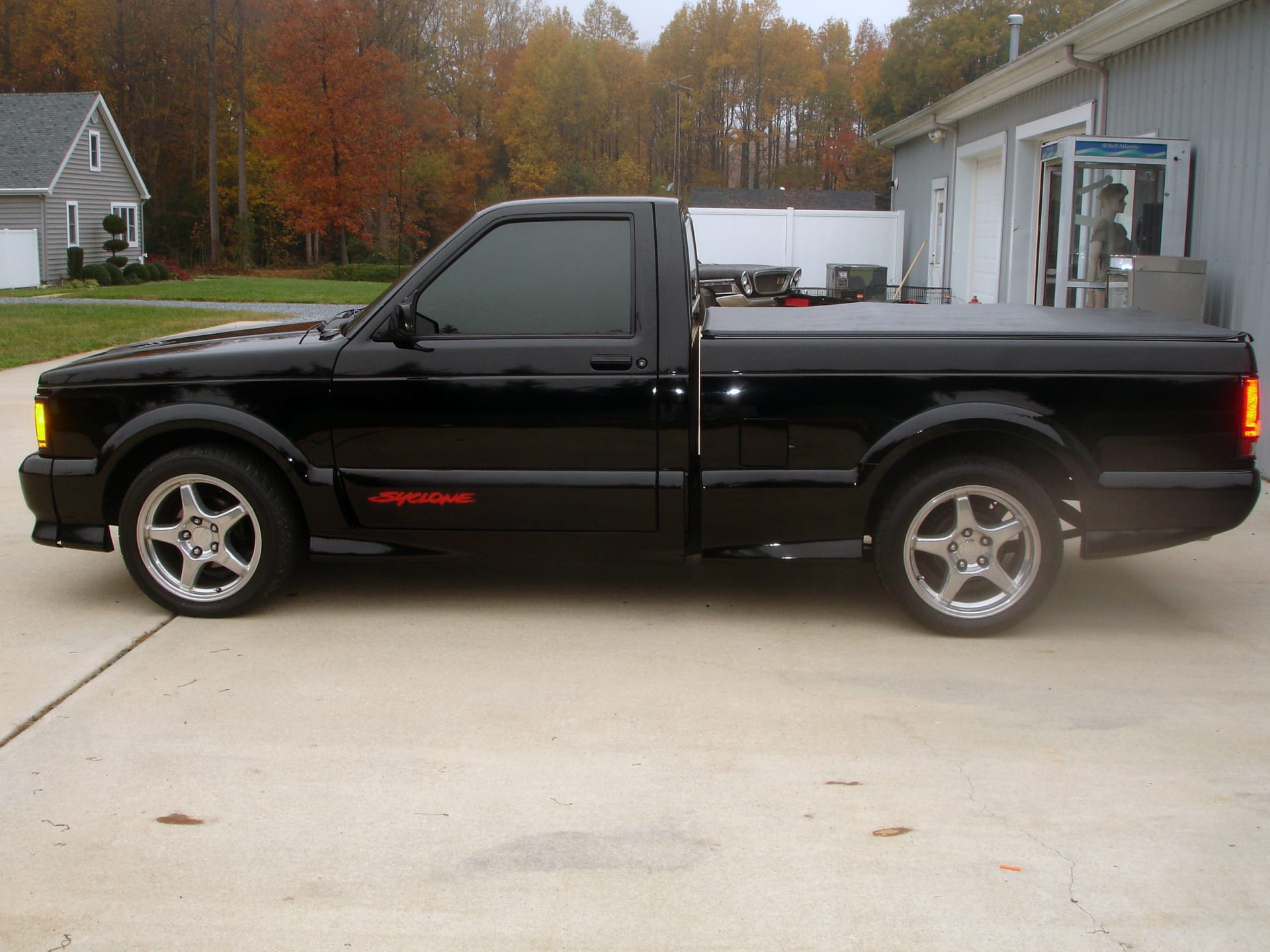 1991 GMC Syclone Pickup at Kissimmee 2012 as W182 - Mecum Auctions