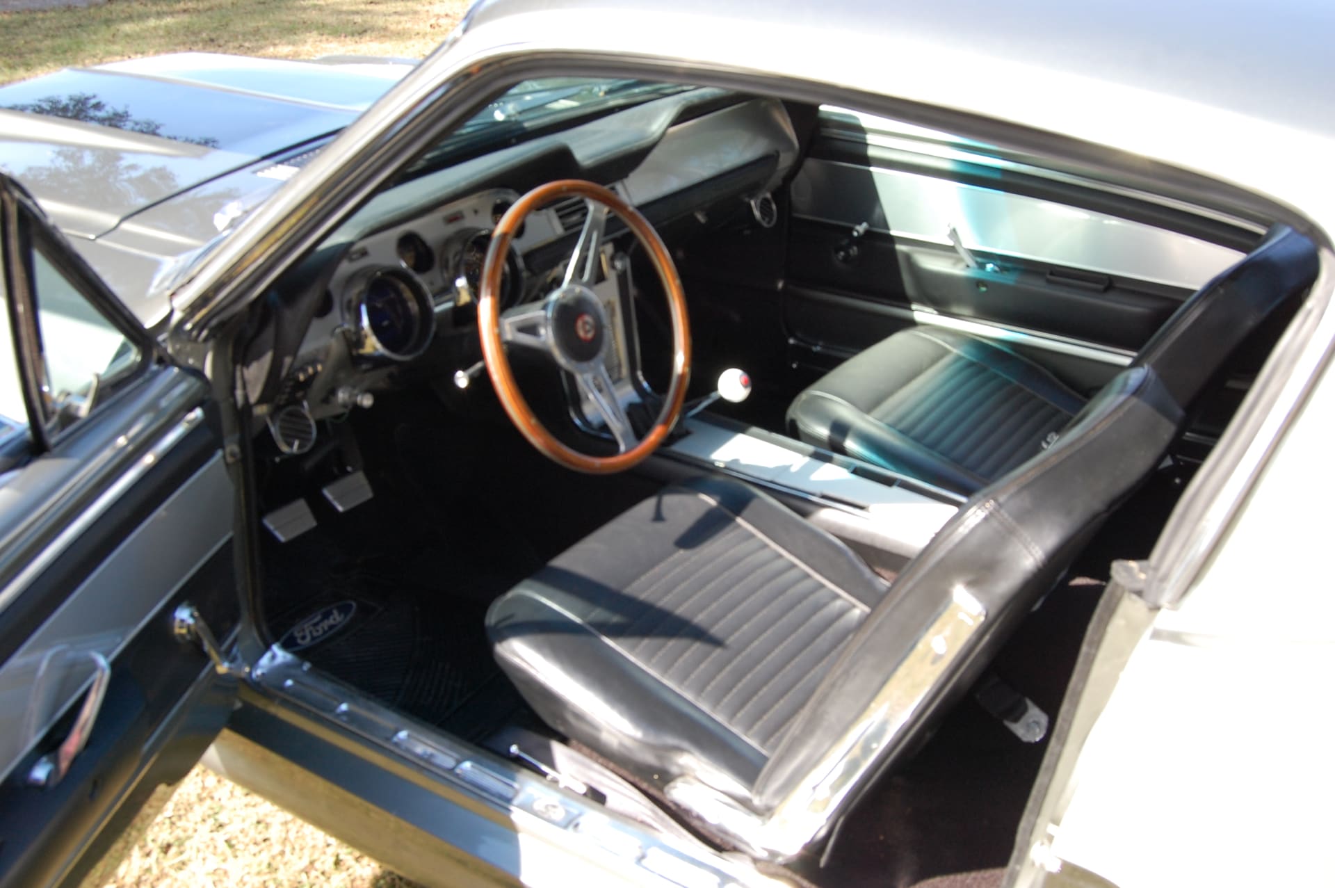 1967 Ford Mustang Eleanor Replica at Kissimmee 2014 as T177 - Mecum ...
