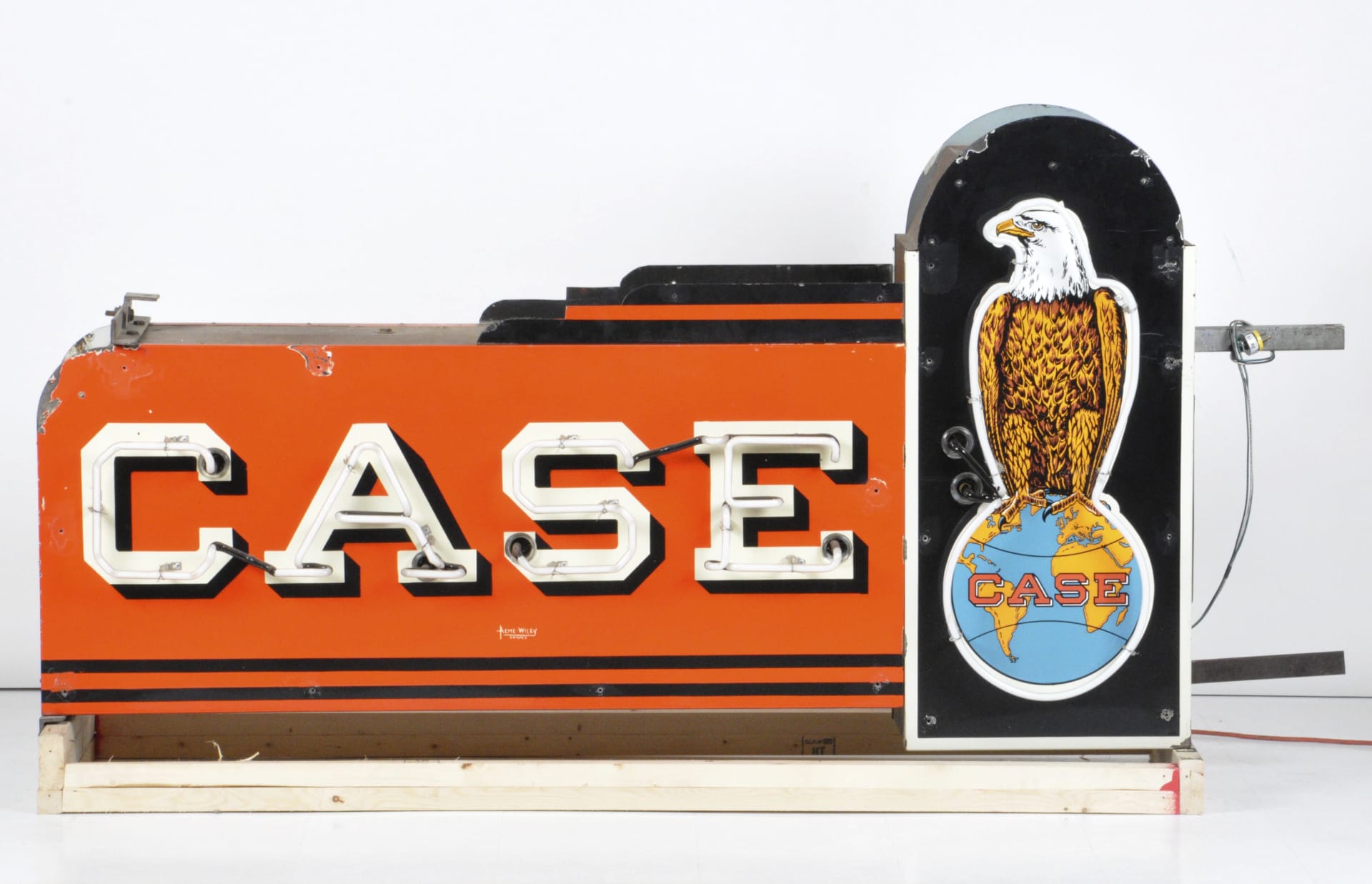 Case Eagle Neon Sign DSPN 73x48 at Kissimmee 2015 as M85 - Mecum Auctions