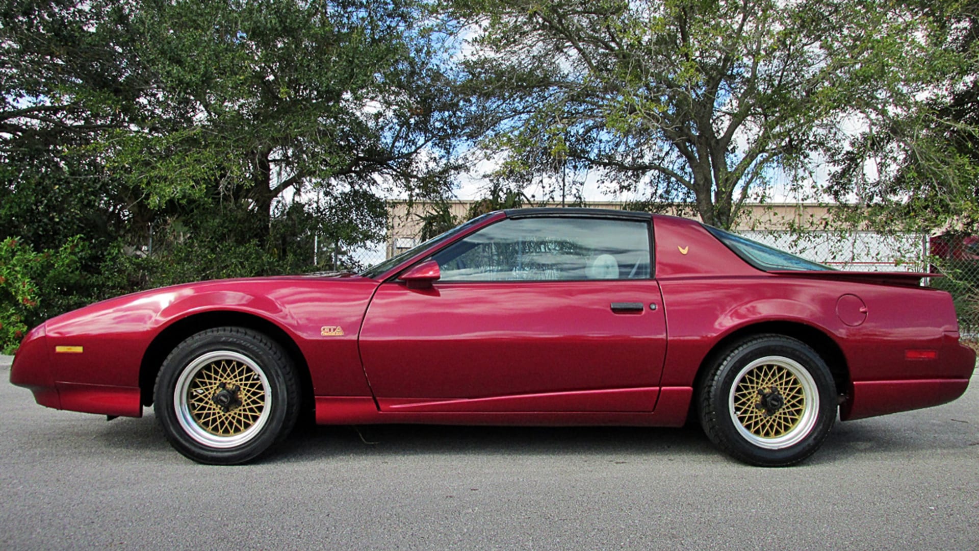 1991 Pontiac Trans Am at Kissimmee 2016 as W17 - Mecum Auctions