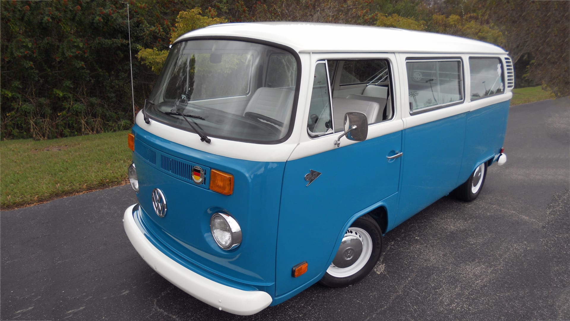 1978 Volkswagen Bus at Kissimmee 2016 asW44 - Mecum Auctions