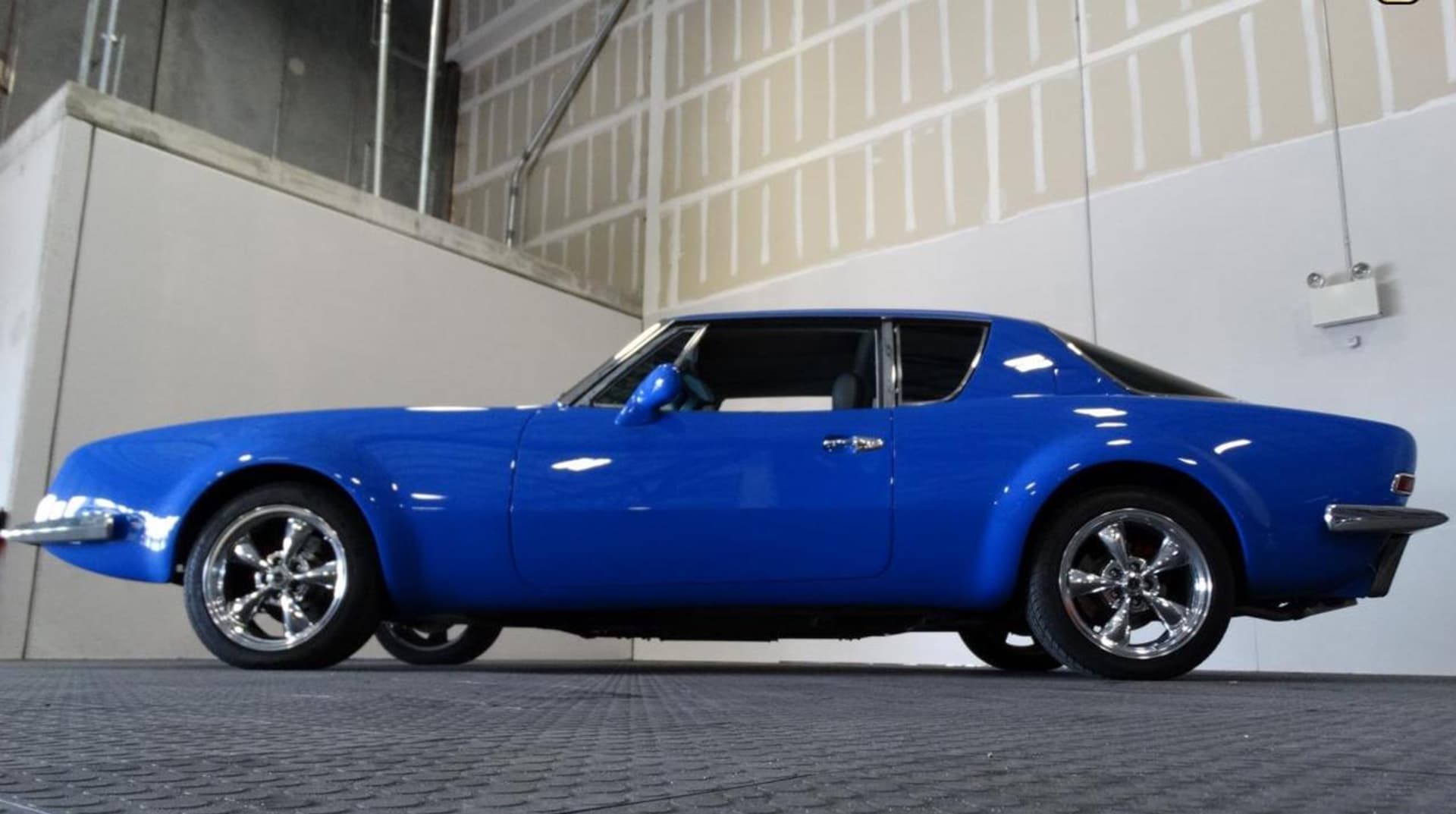 1974 Avanti II at Kissimmee 2017 asK33 - Mecum Auctions