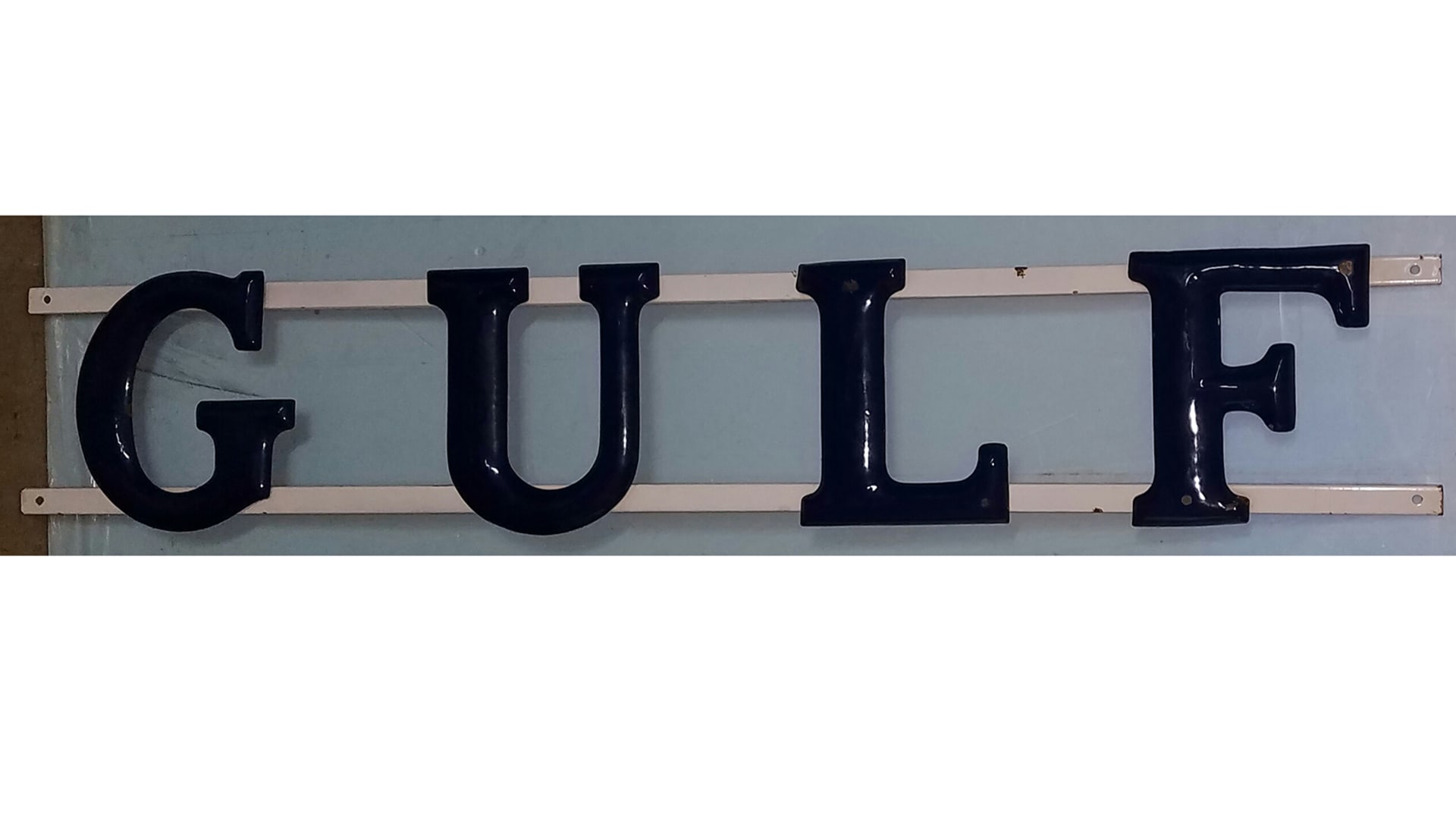 Gulf Porcelain Letters 22x66 at Kissimmee 2017 as M15 - Mecum Auctions