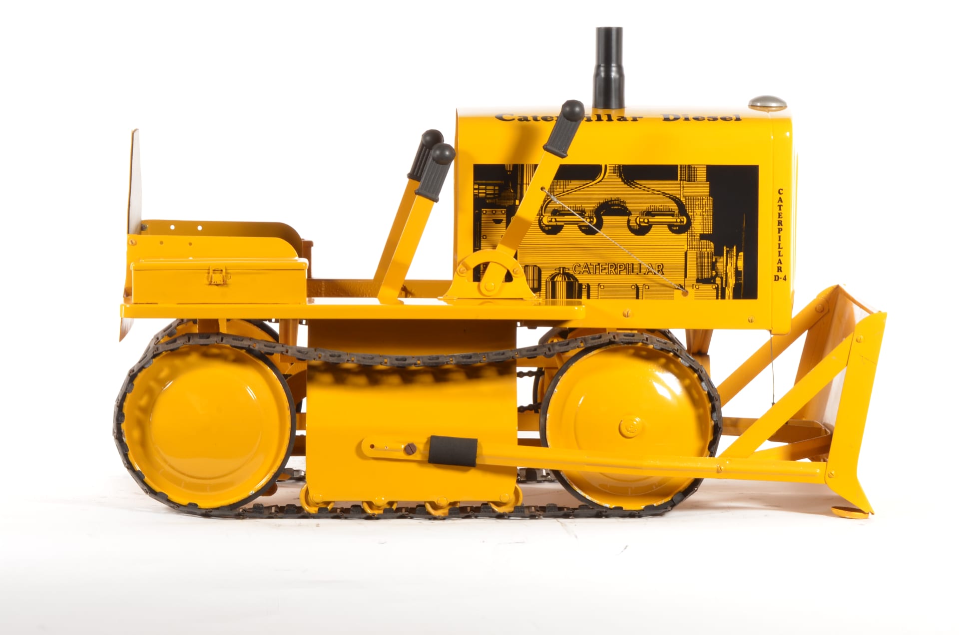 Caterpillar D4 Pedal Tractor at Kissimmee 2017 as M124 - Mecum Auctions