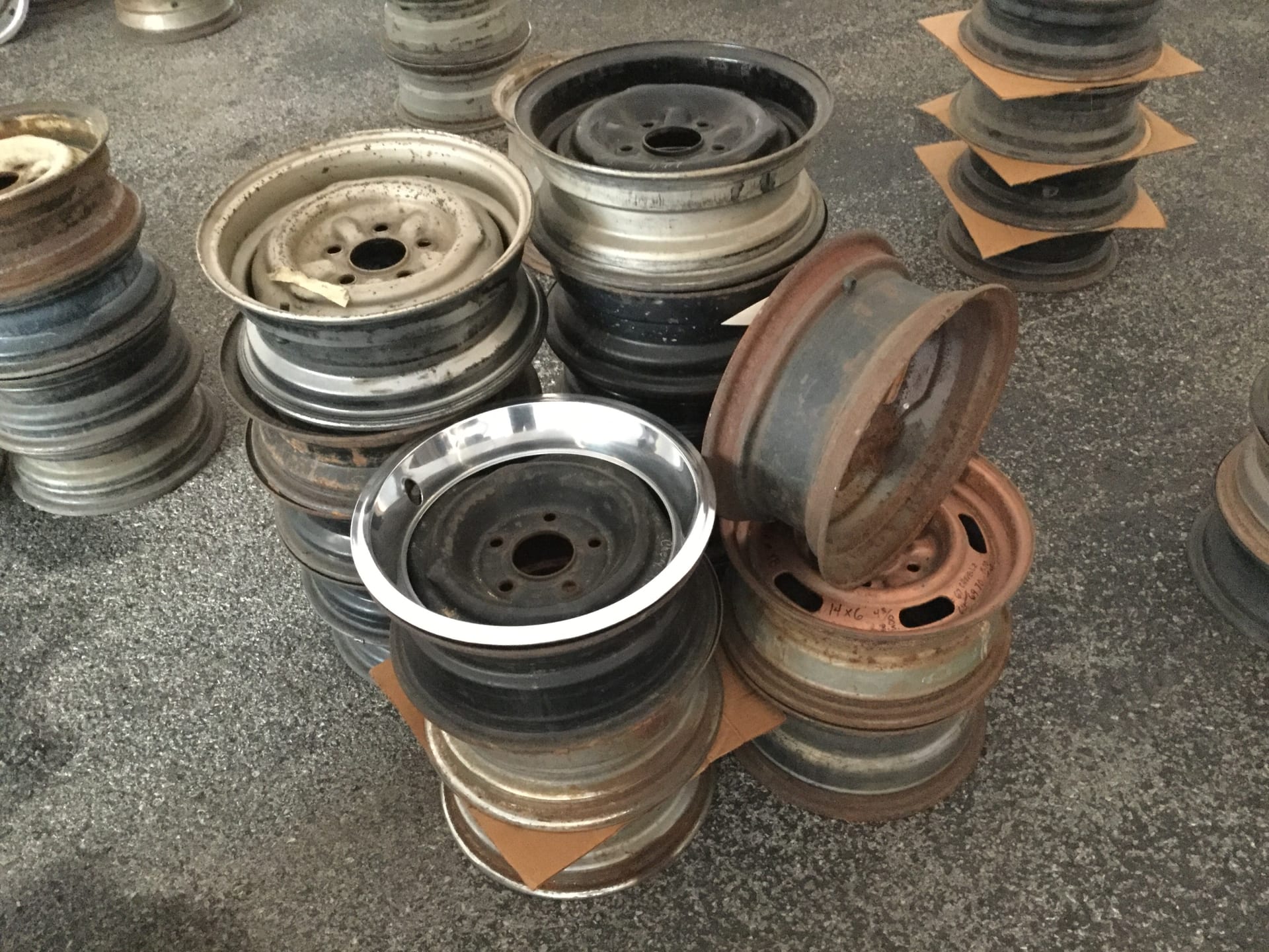 GM 14- and 15-Inch Rally Wheels at Kissimmee 2017 as N106 - Mecum Auctions