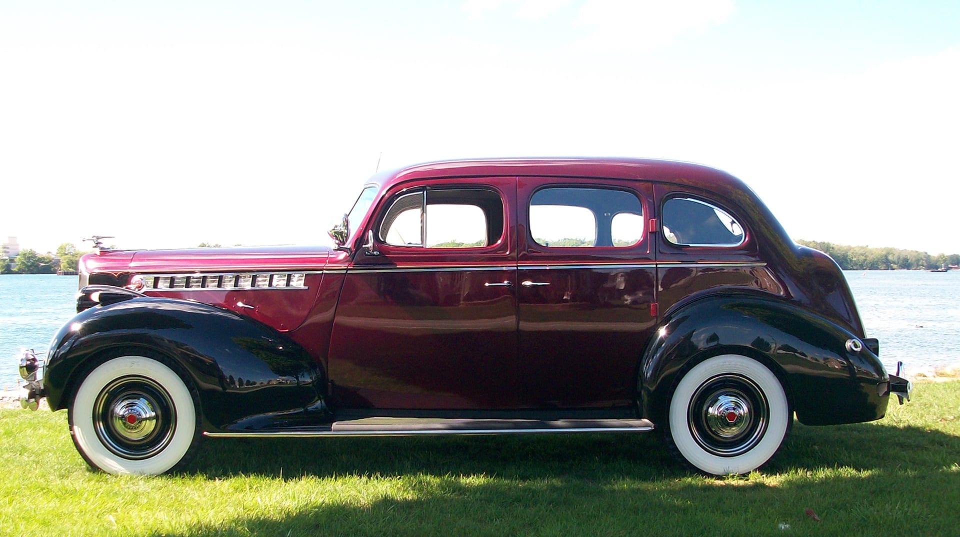 1940 Packard 110 Sedan at Kissimmee 2017 as F25.1 - Mecum Auctions